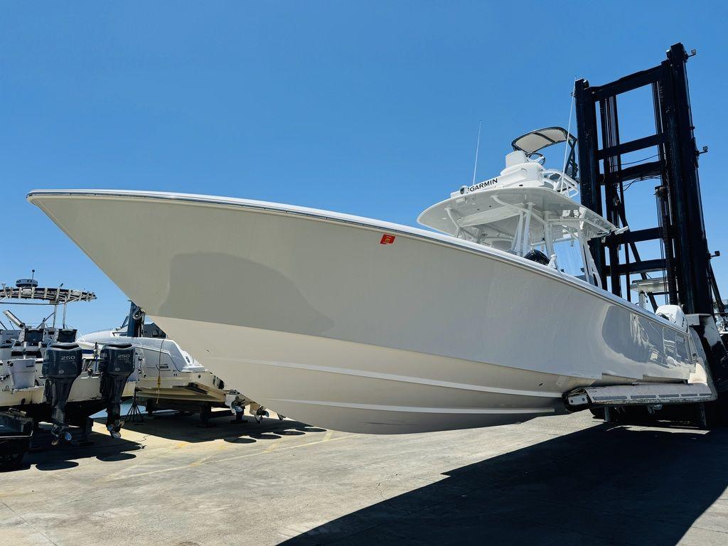 2021 Contender 39 ST Centre Console for sale - YachtWorld