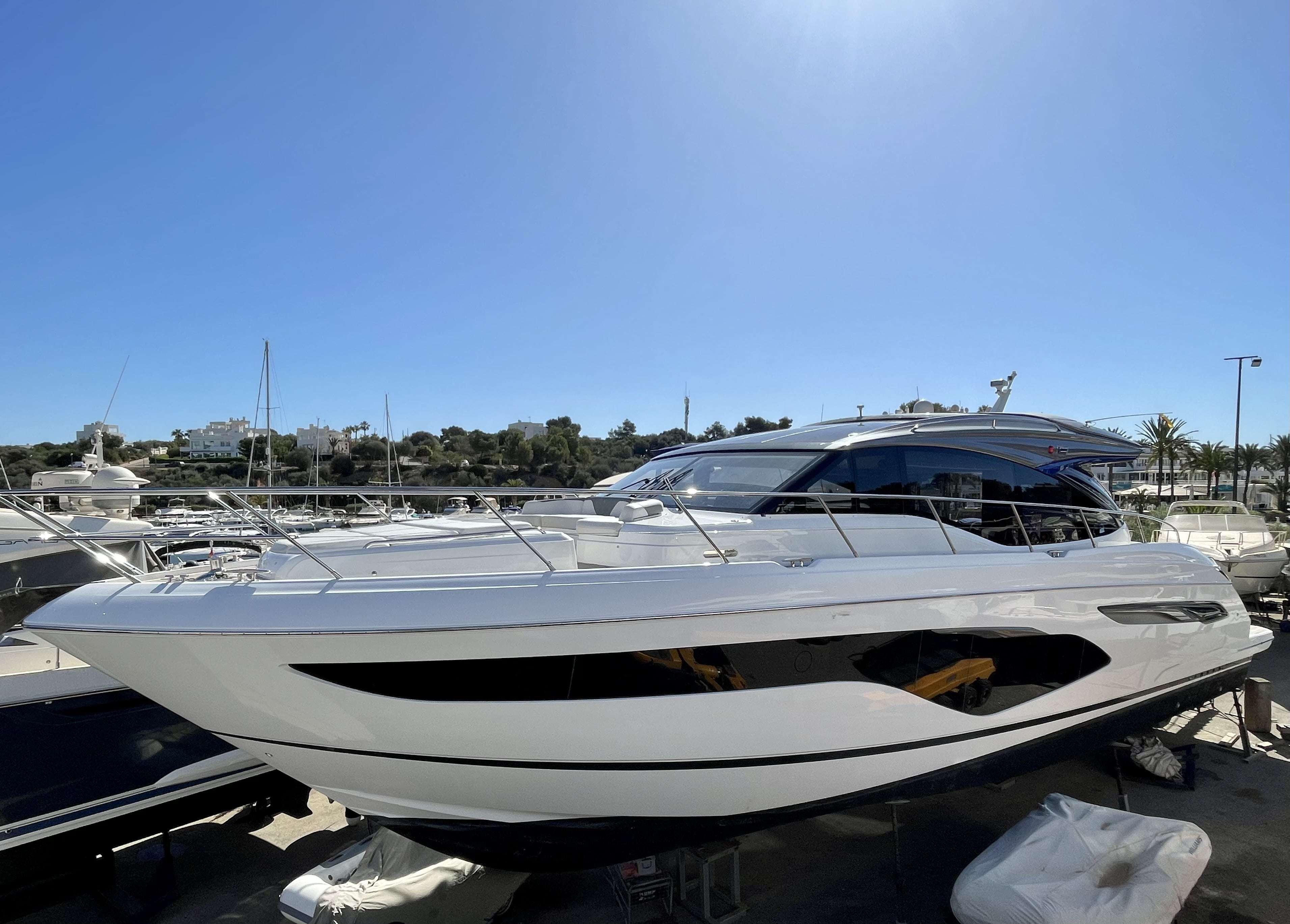Princess Yachts V60 18m 2021, Sports Cruiser - Islas Baleares | Boot24