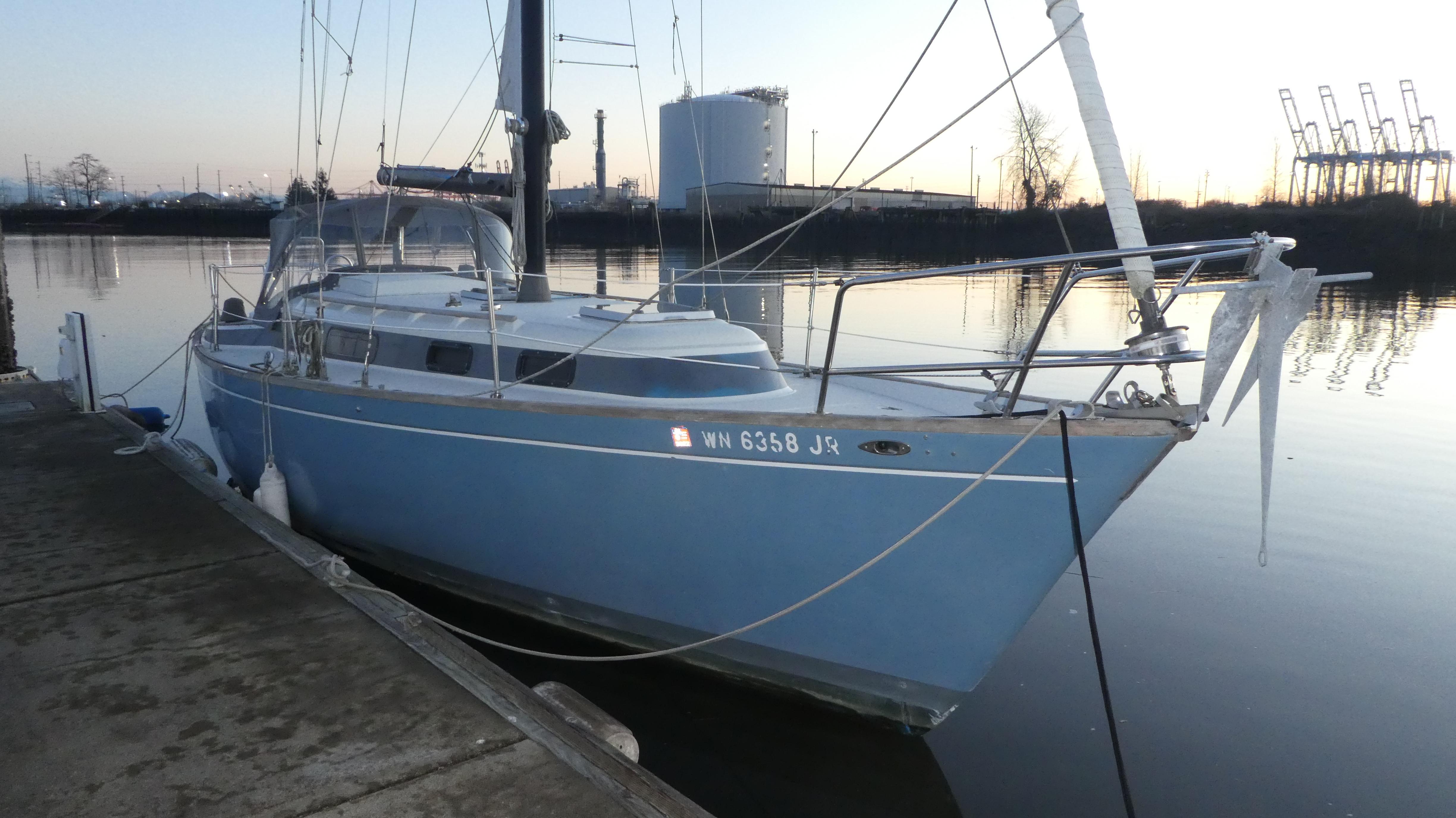 1977 Pearson 323 Boat For Sale - Waa2