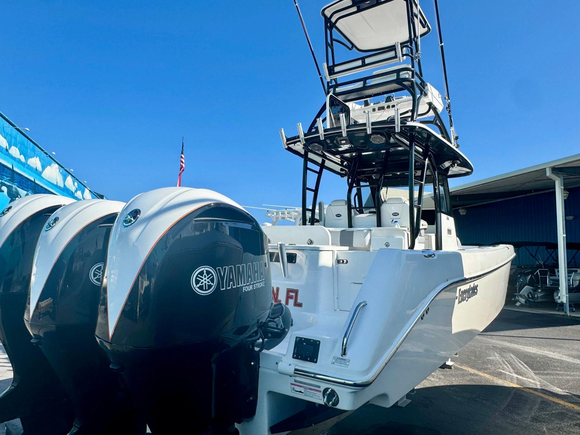 2018 Everglades 355 CC Center Console for sale - YachtWorld