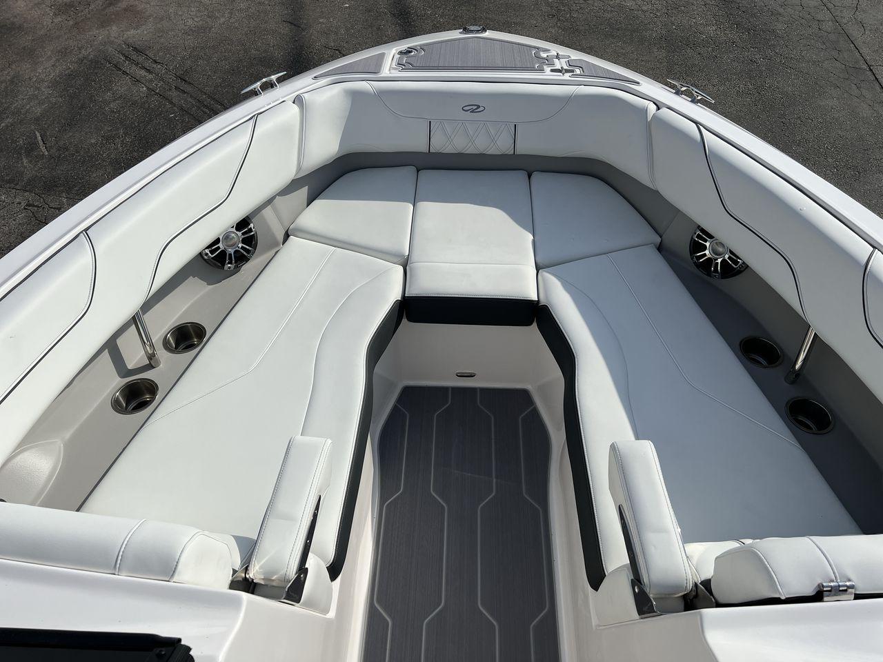 2023 Regal LS6 Surf Ski and Wakeboard for sale - YachtWorld