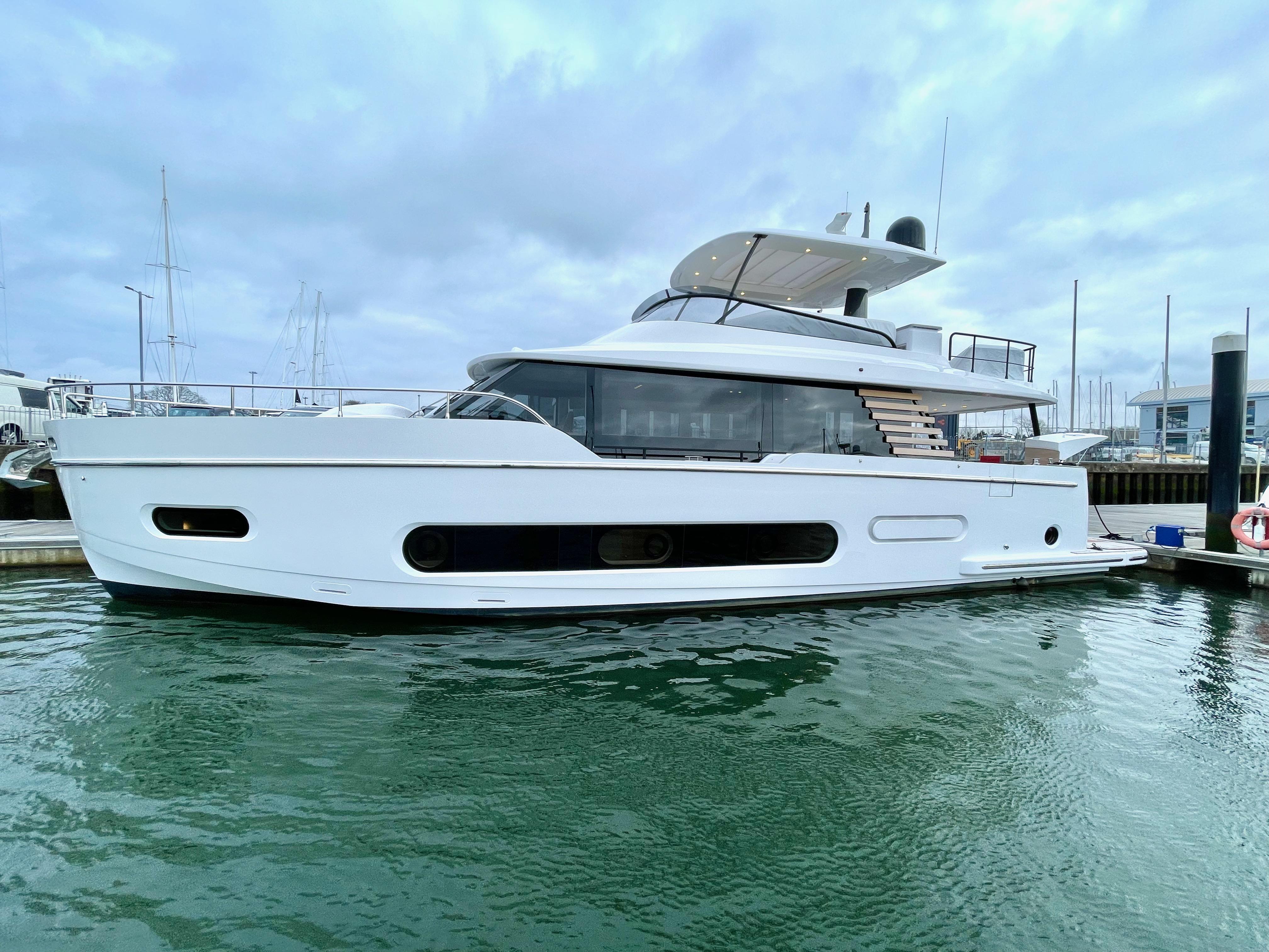 2024 Azimut Magellano 60 Motor Yachts for sale - YachtWorld