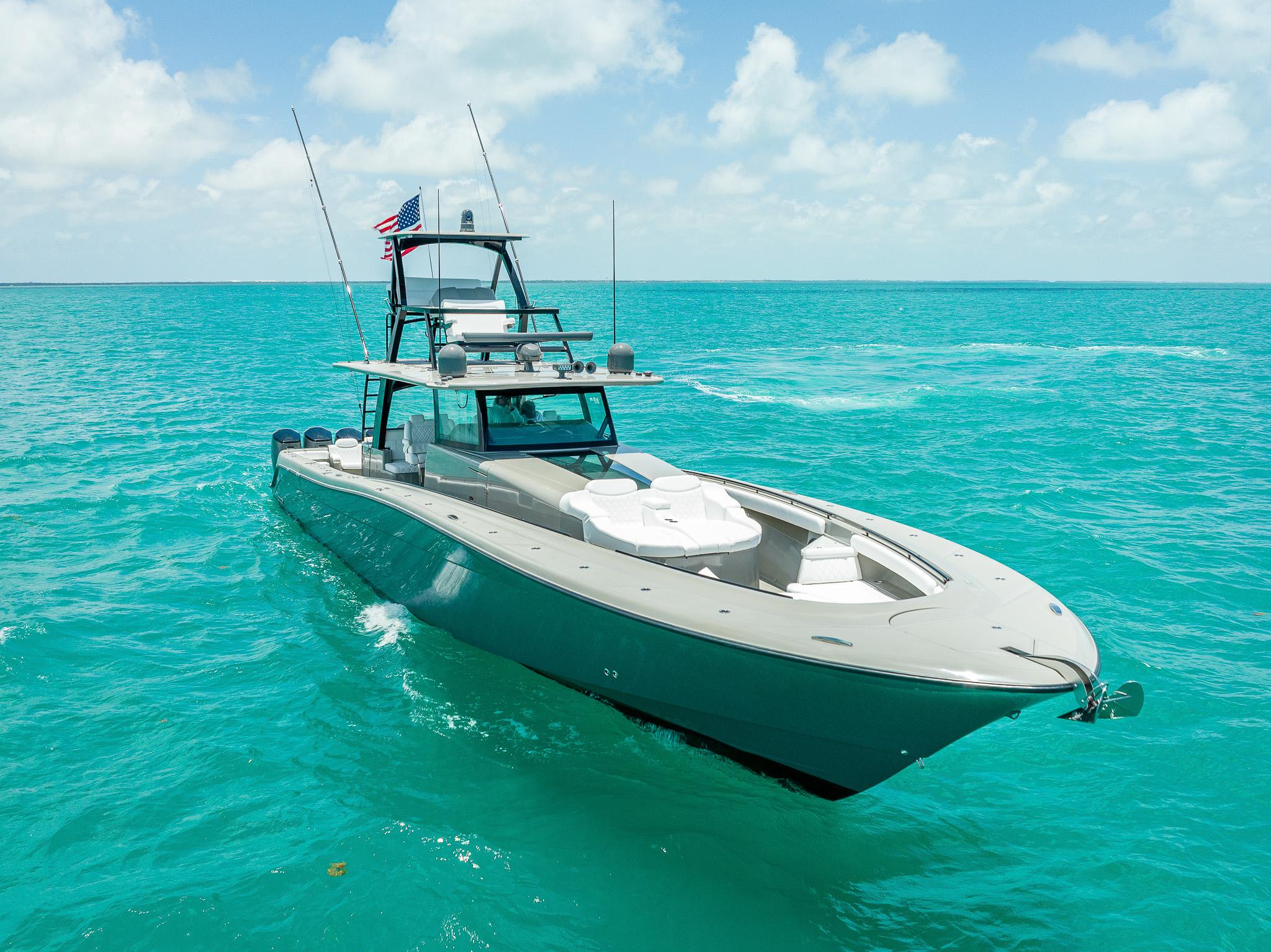 2024 HCB 65 Estrella Center Console Boote Kaufen - YachtWorld