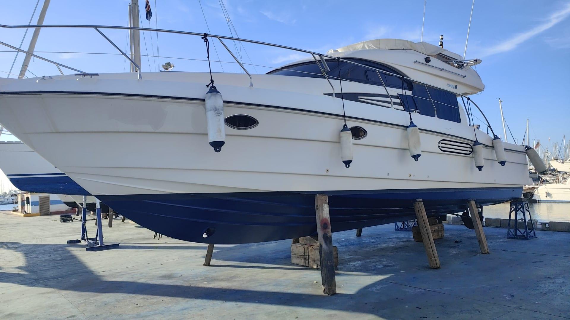 Used 1999 Astondoa 40 FISHER - Alicante | TopBoats