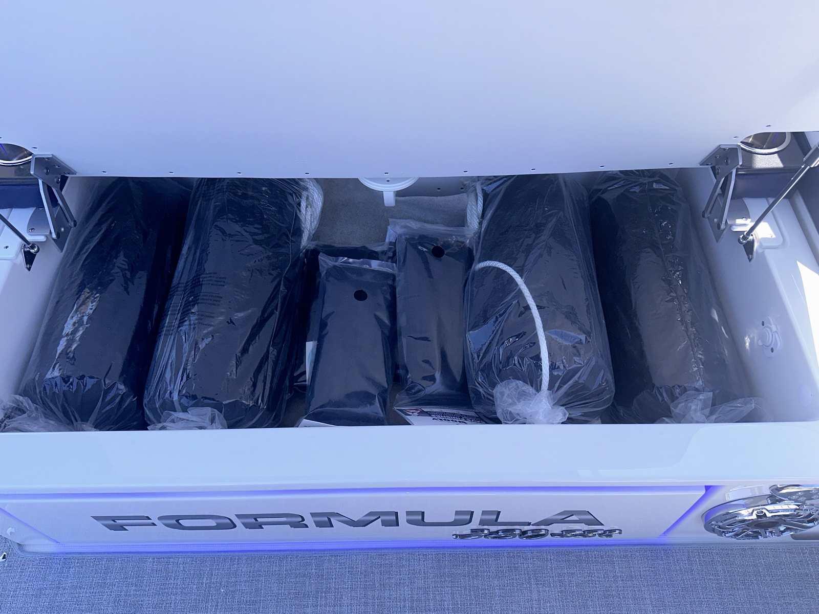 2026 Formula 380 Super Sport Crossover OB Kruisers te koop- YachtWorld