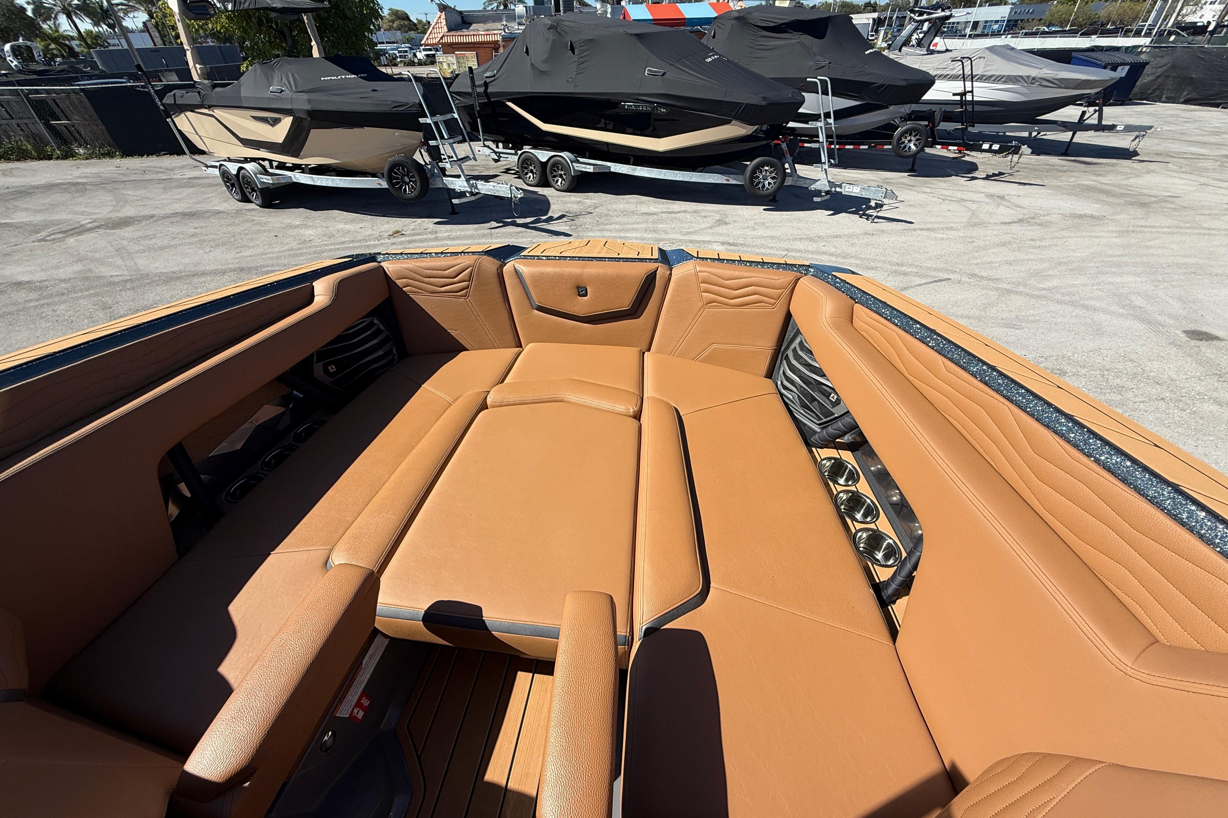 2026 Nautique Super Air Nautique G25 Coastal Edition Ski-/Wakeboard-båd ...