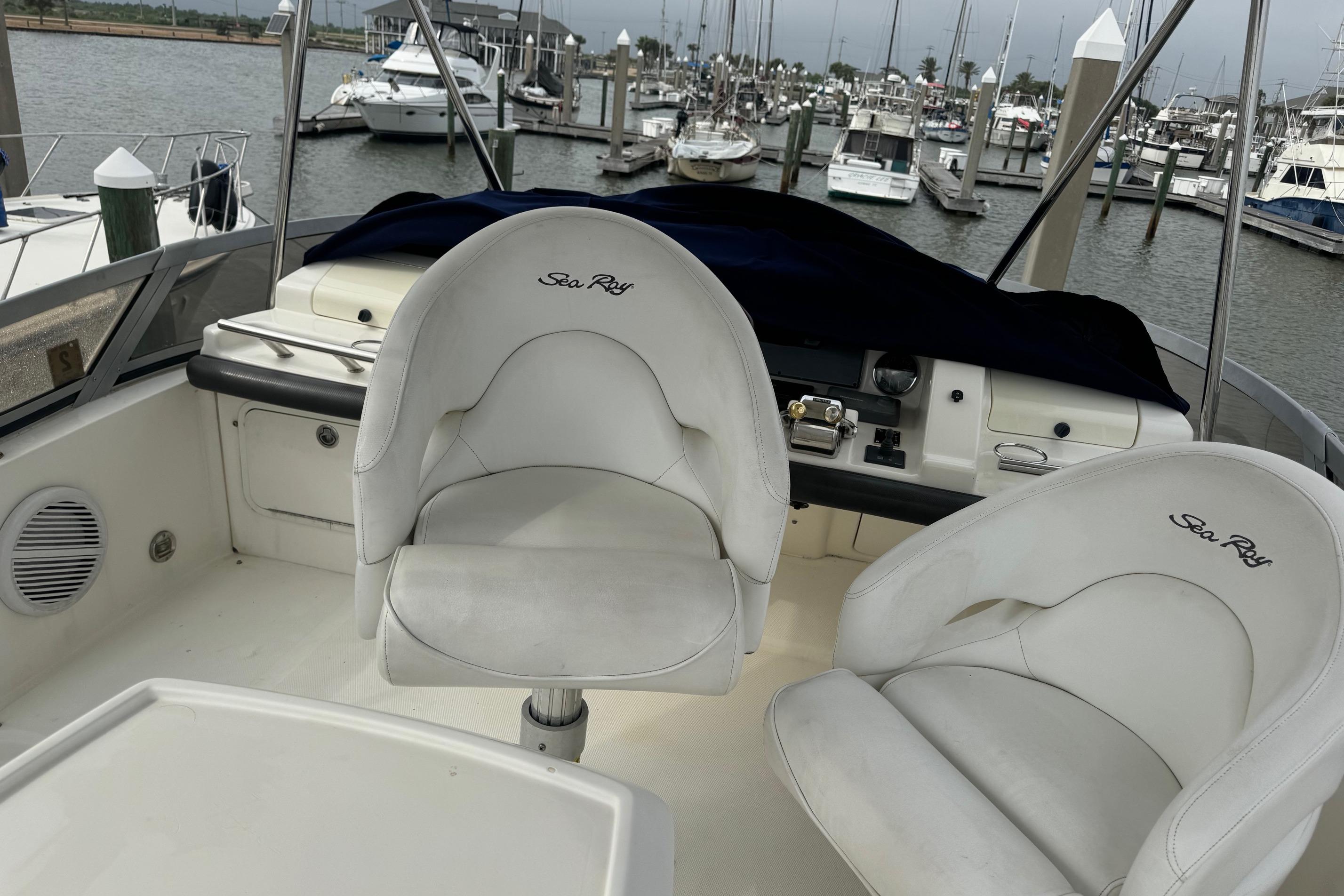 2007 Sea Ray 36 Sedan Bridge Motor Yachts for sale - YachtWorld
