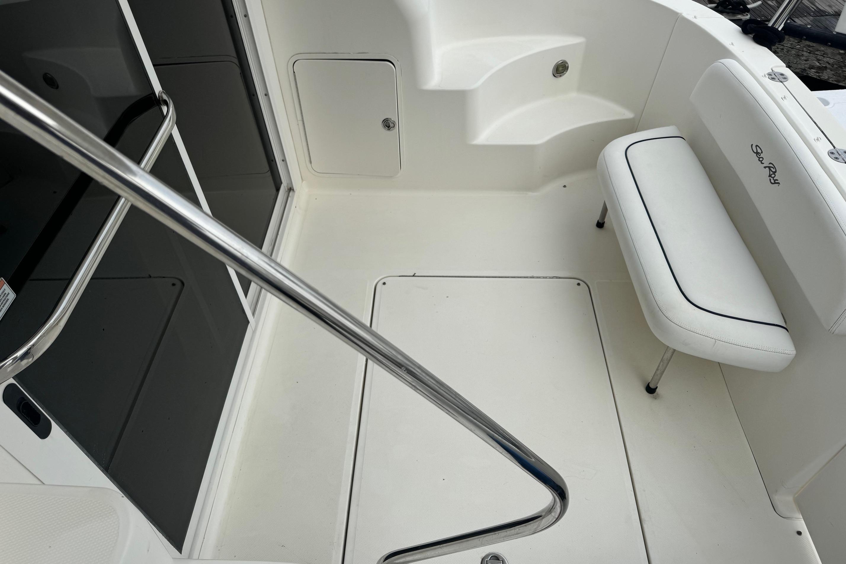 2007 Sea Ray 36 Sedan Bridge Motor Yachts for sale - YachtWorld