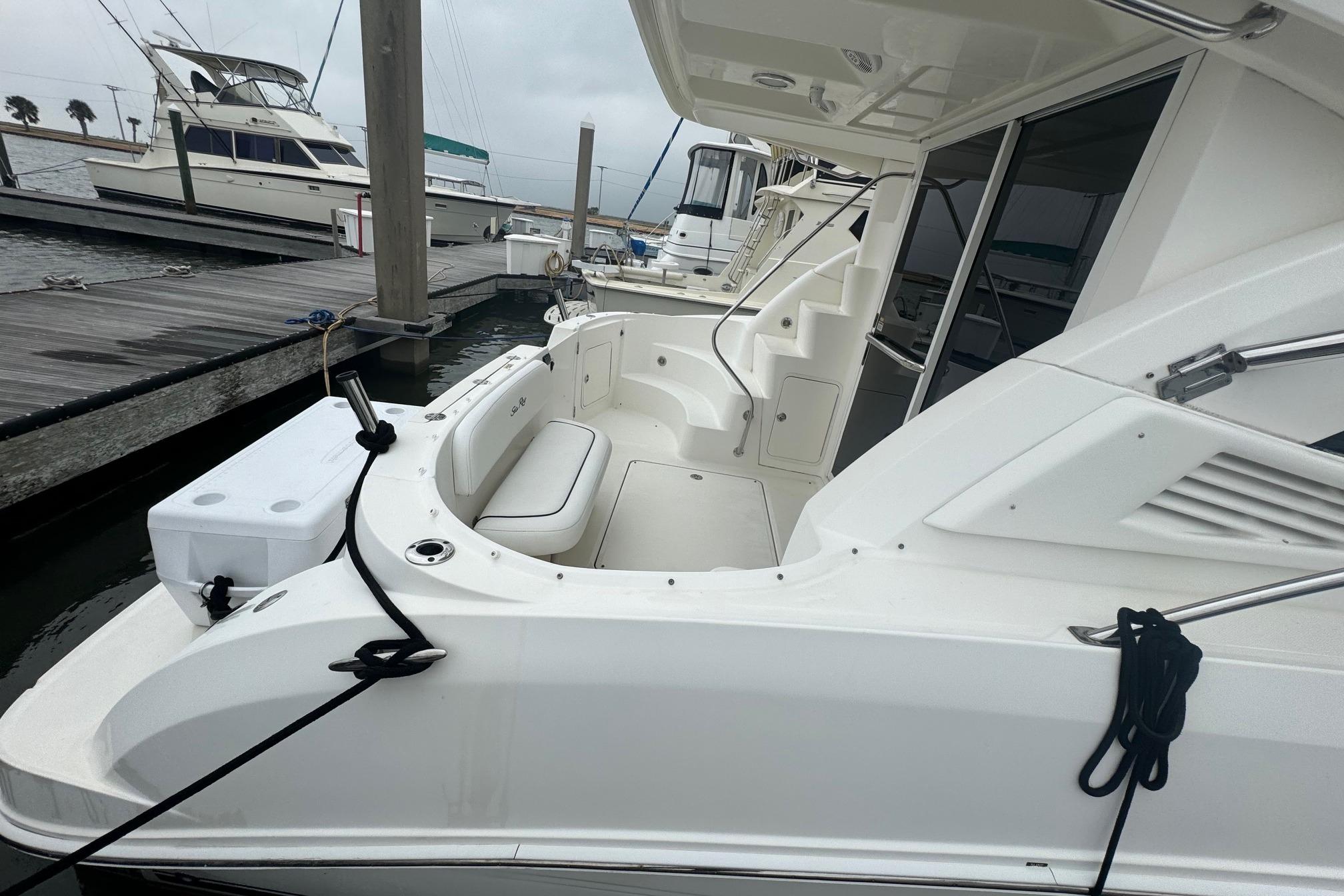 2007 Sea Ray 36 Sedan Bridge Motor Yachts for sale - YachtWorld