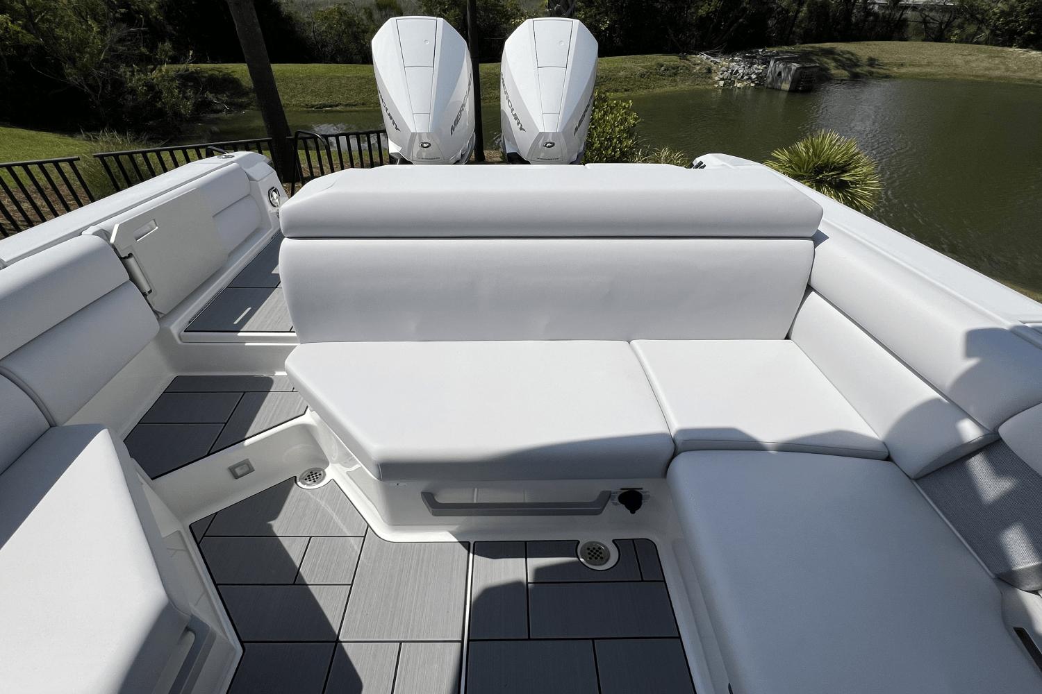 2024 Aviara AV28 Outboard Runabout for sale - YachtWorld