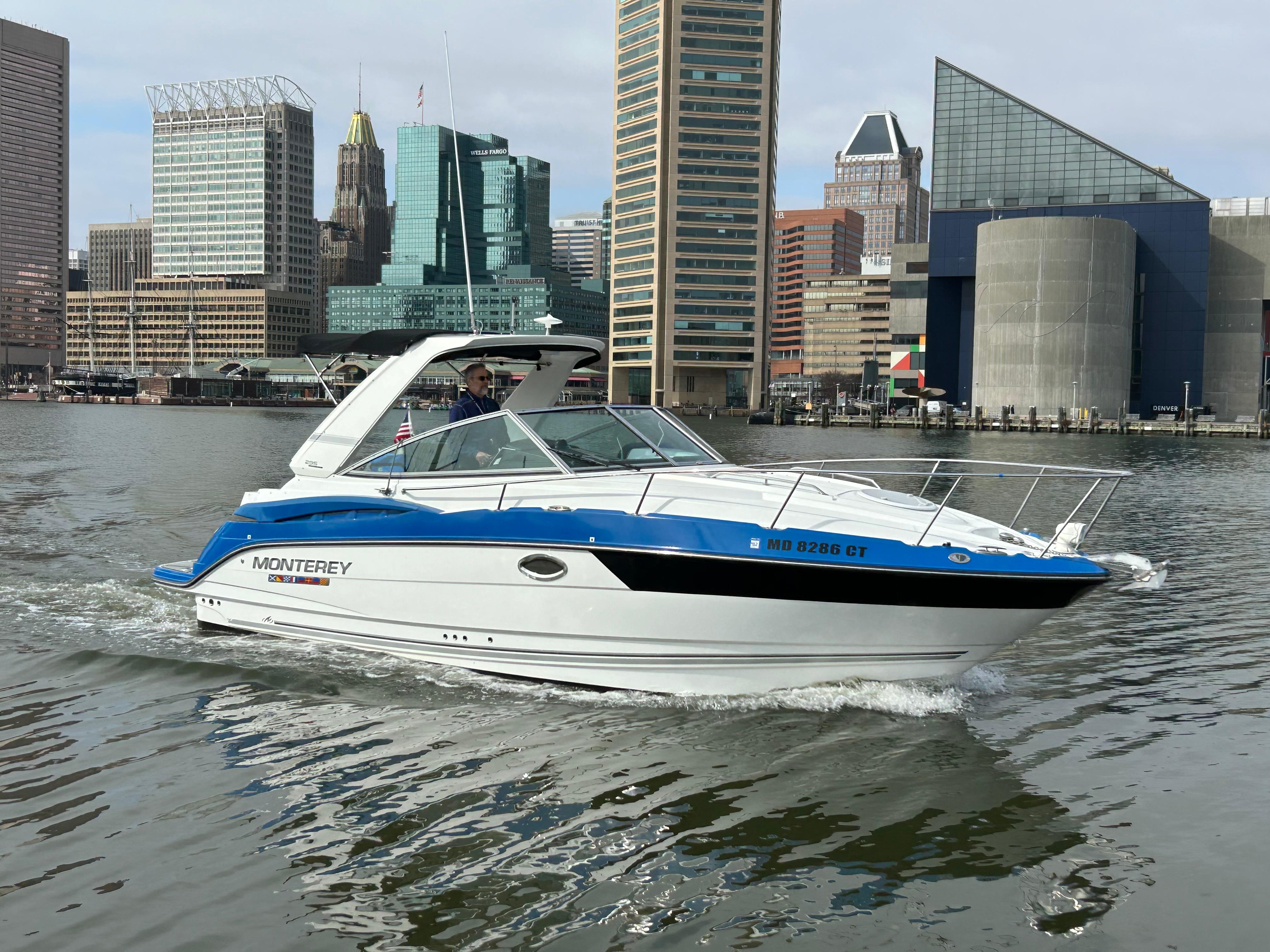 2019 Monterey 295 Sport Yacht Cruiser for sale - YachtWorld