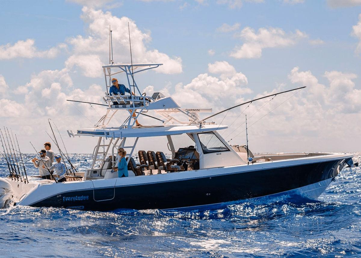 2025 Everglades 455 CC Bateaux à console centrale à vendre - YachtWorld