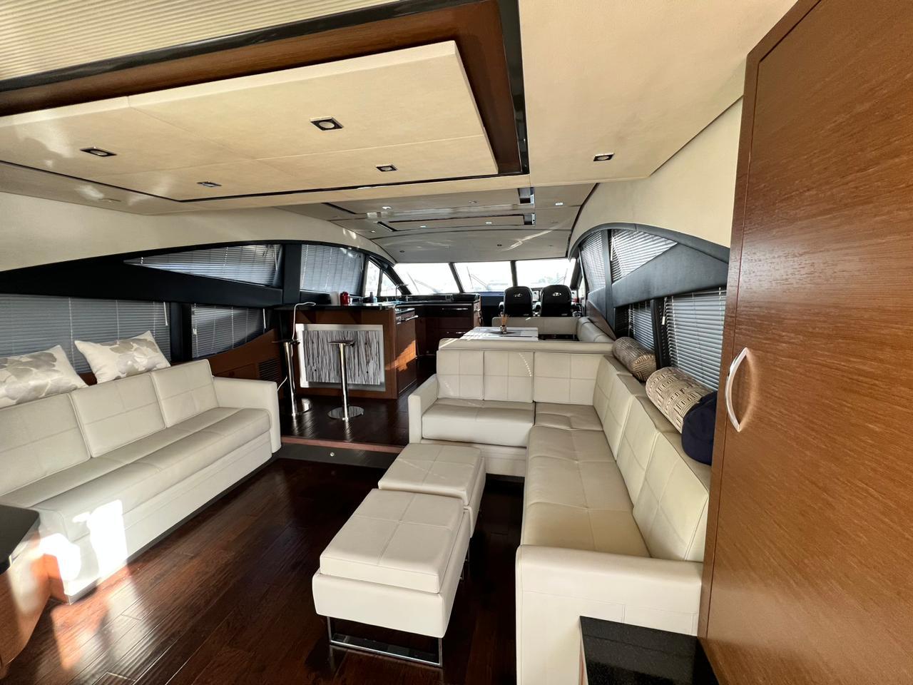 2016 Sea Ray L650 Fly Flybridge for sale - YachtWorld