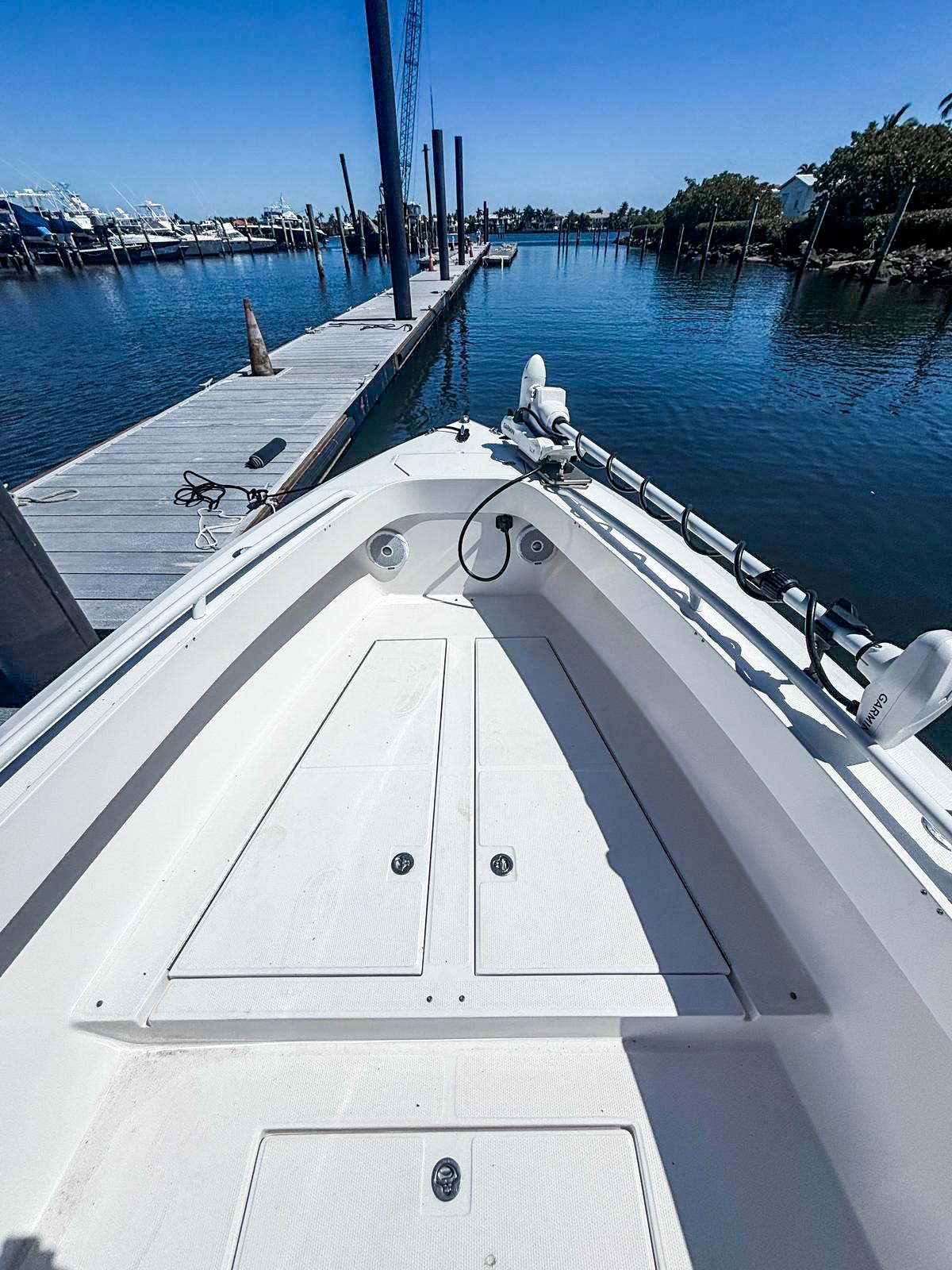 2003 Island Runner 26 Center Console Center Console for sale - YachtWorld