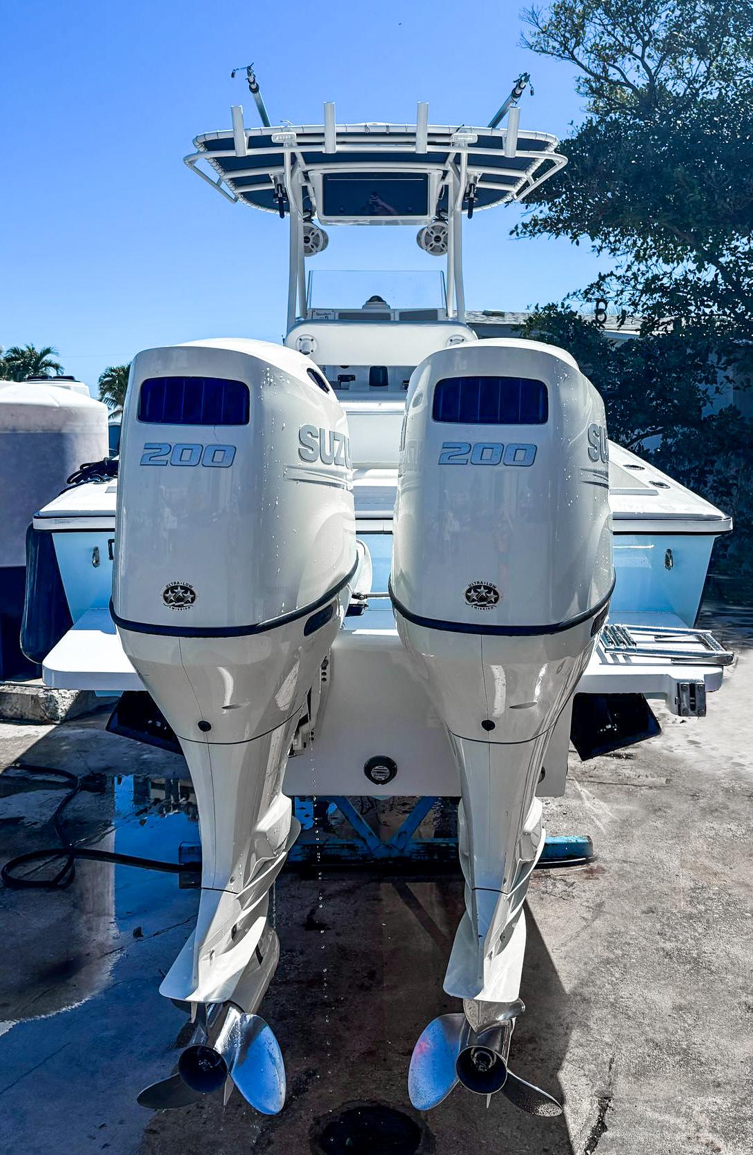 2003 Island Runner 26 Center Console Center Console for sale - YachtWorld