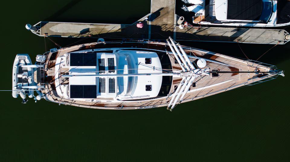 2011 Discovery 67 Cruiser for sale - YachtWorld