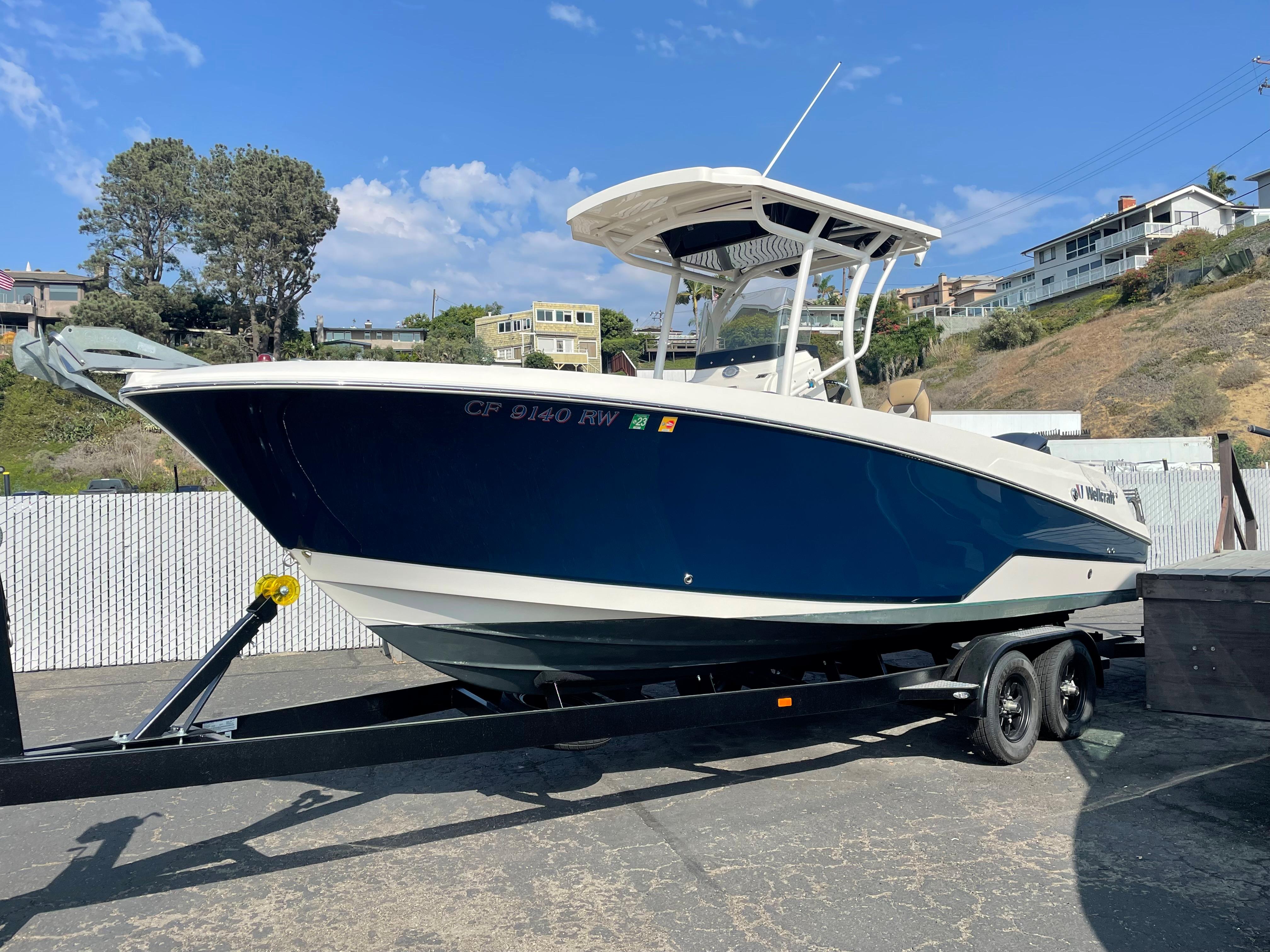 2017 Wellcraft 242 Fisherman Barche a console centrale in vendita ...