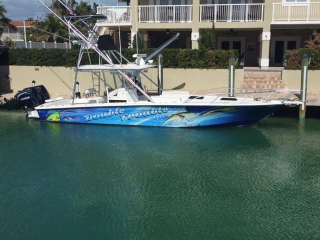 2001 Avanti 33 Center Console Walkaround Konsol till salu- YachtWorld