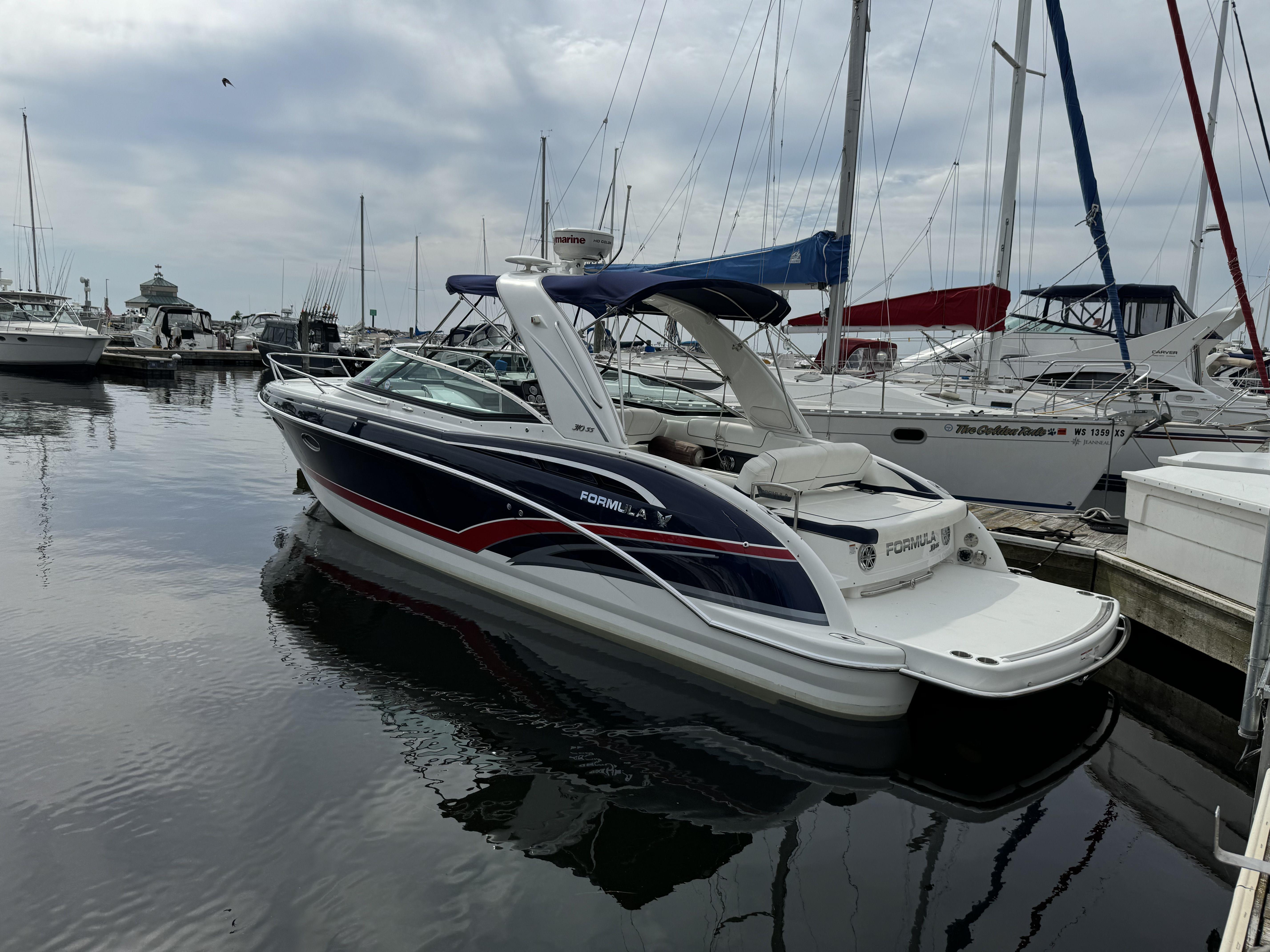 2017 Formula 310 Ss Cuddy Cabin for sale - YachtWorld