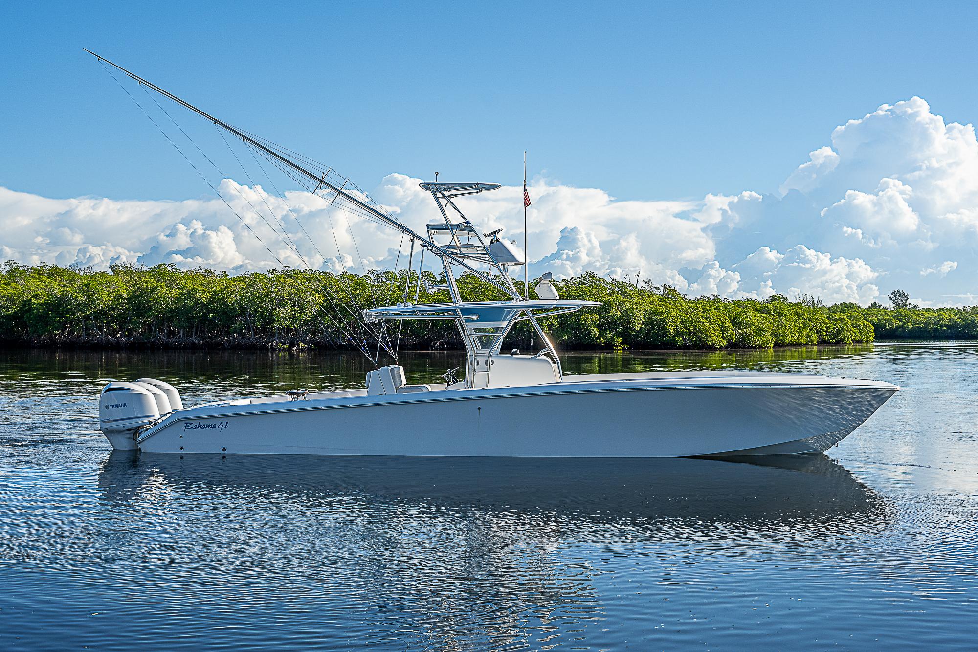 2017 Bahama 41' Bahama Center Console for sale - YachtWorld
