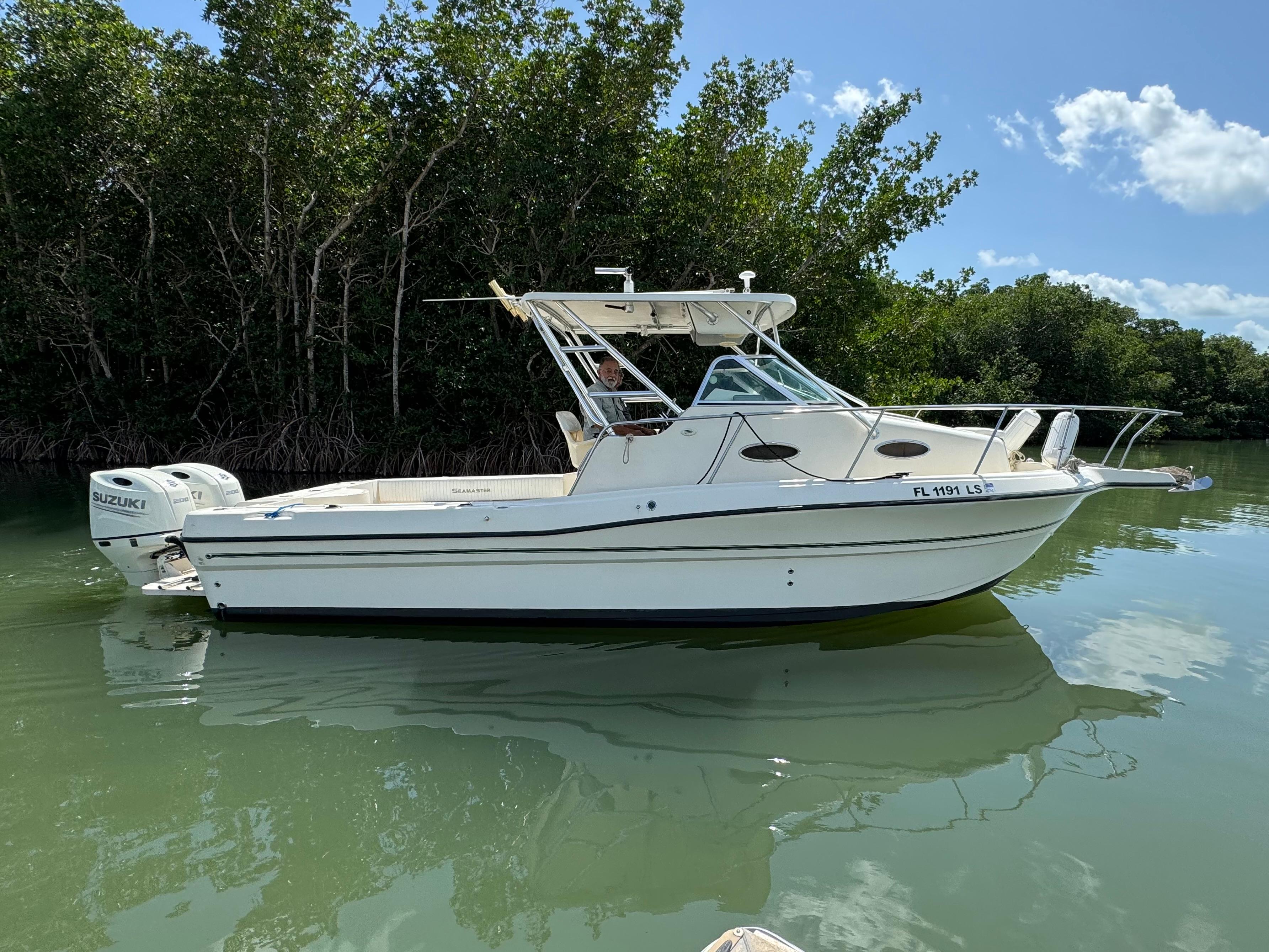 2002 Seamaster 2800 Walkaround Bateaux walkaround à vendre - YachtWorld