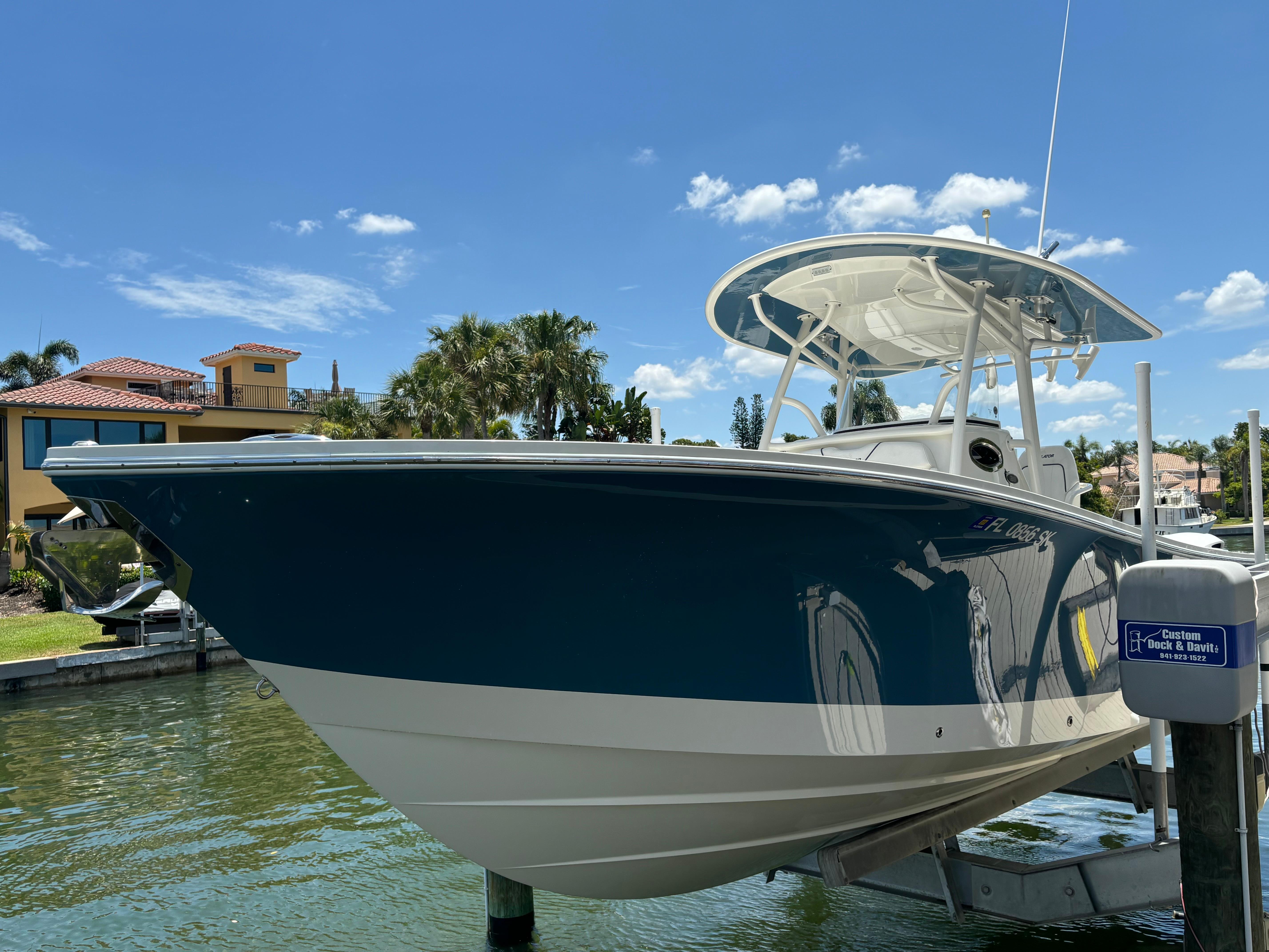 Used Regulator 28 in Florida - iNautia