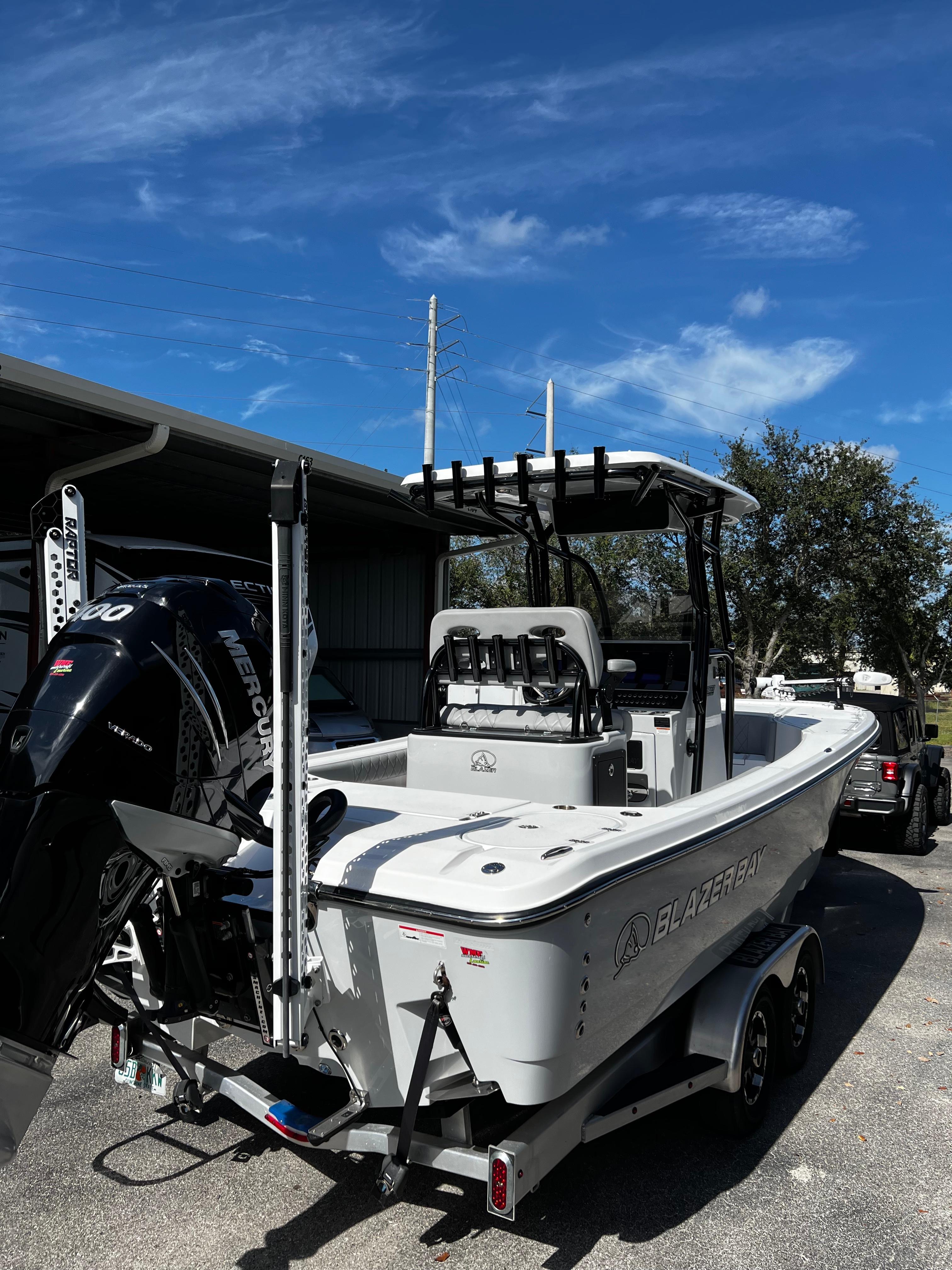 2022 Blazer Bay 2700 Hybrid Bay Centre Console for sale - YachtWorld