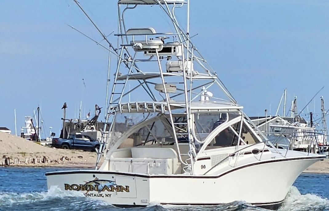 Used 2004 Carolina Classic 35 Express - New York | TopBoats