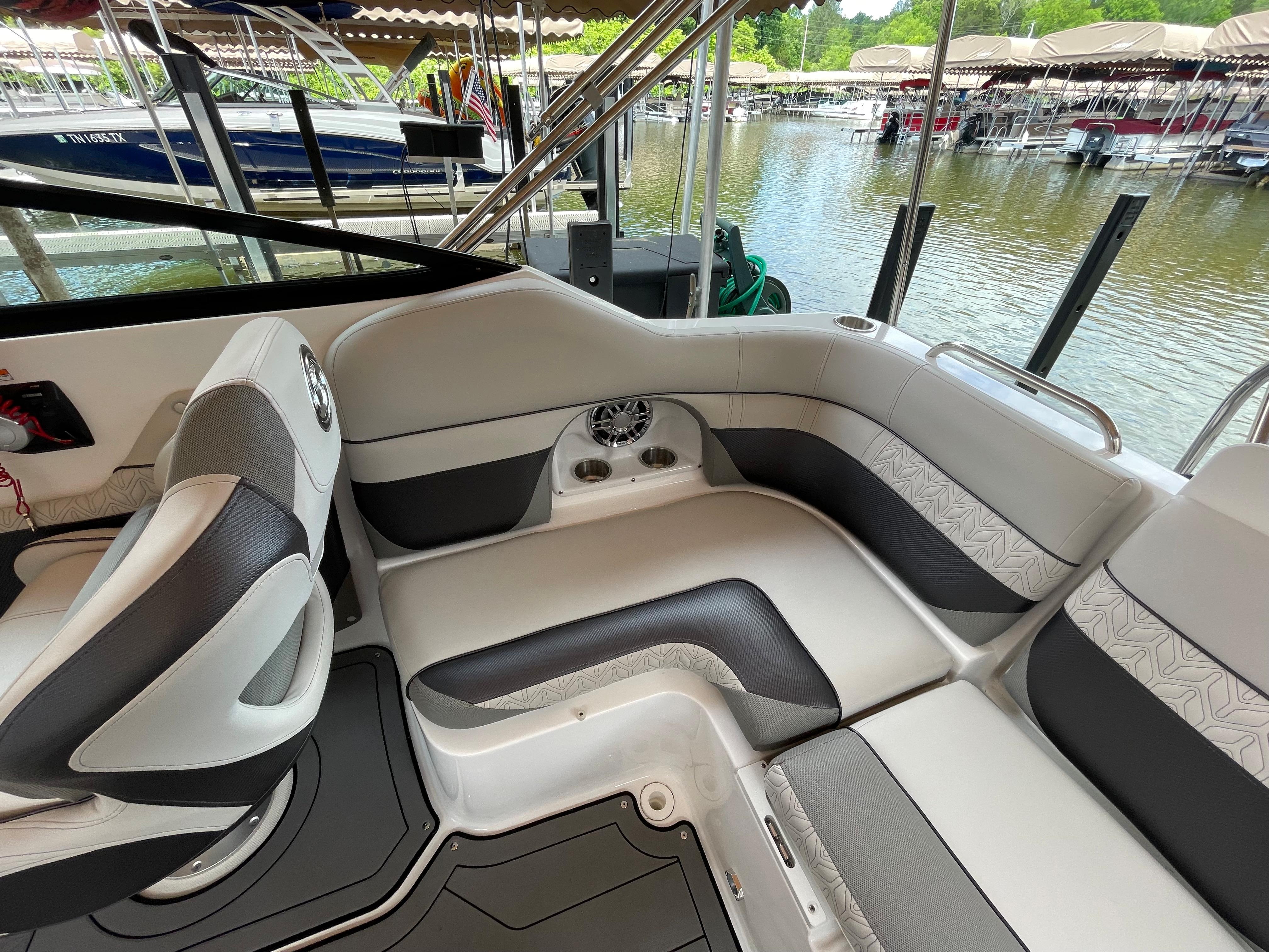 2021 Hurricane 2486 OB Deck for sale - YachtWorld