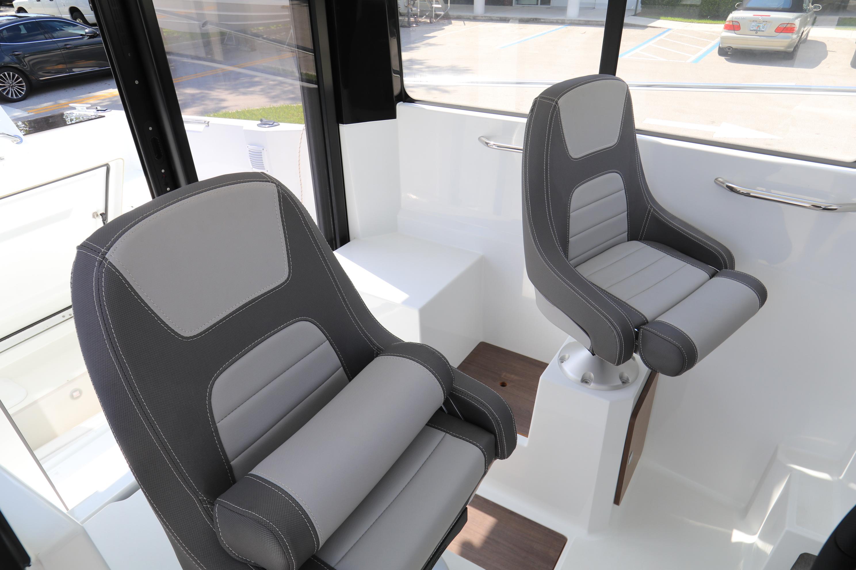 2022 Jeanneau NC 695 Sport S2 Cuddy Cabin for sale - YachtWorld