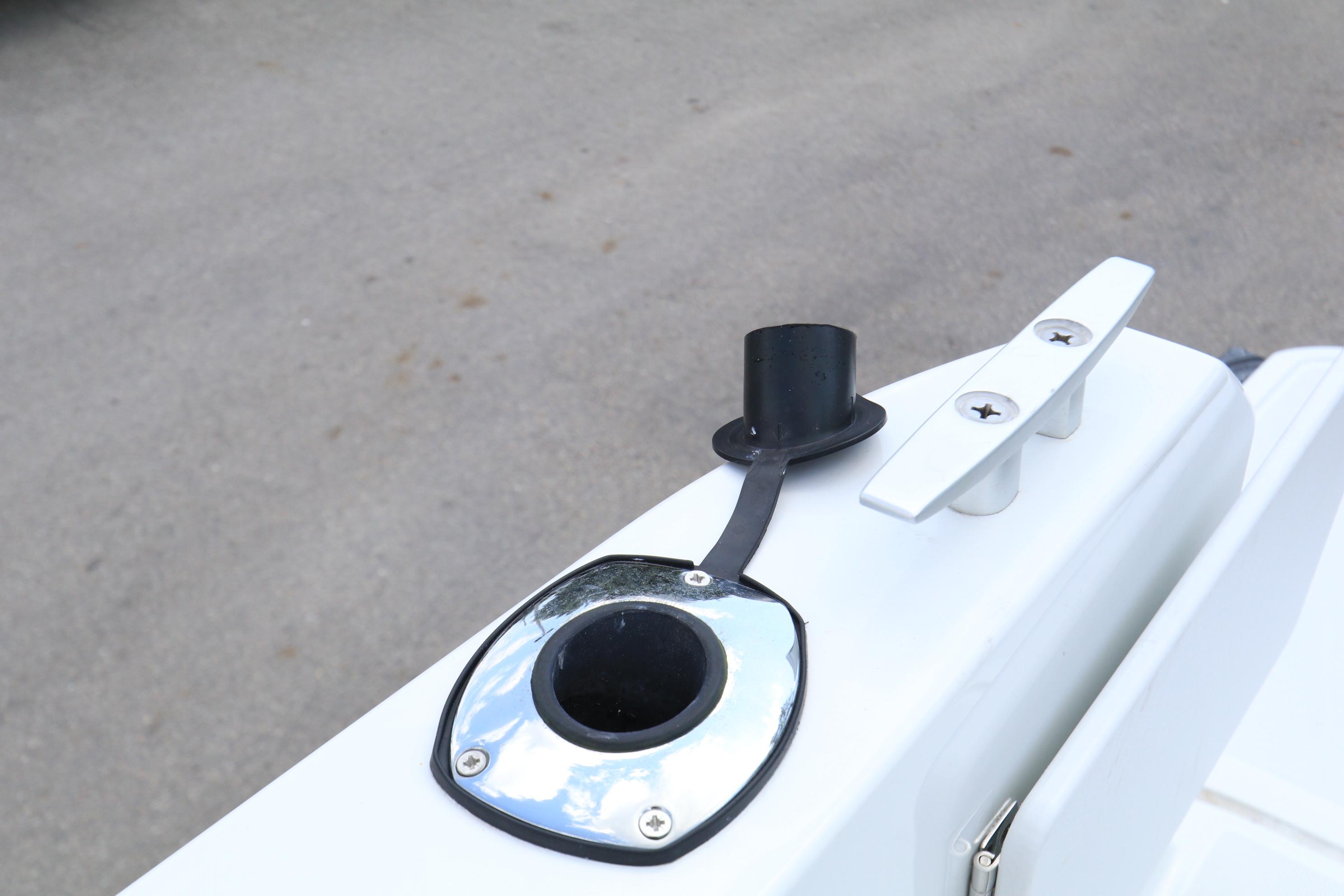 2022 Jeanneau NC 695 Sport S2 Cuddy Cabin for sale - YachtWorld