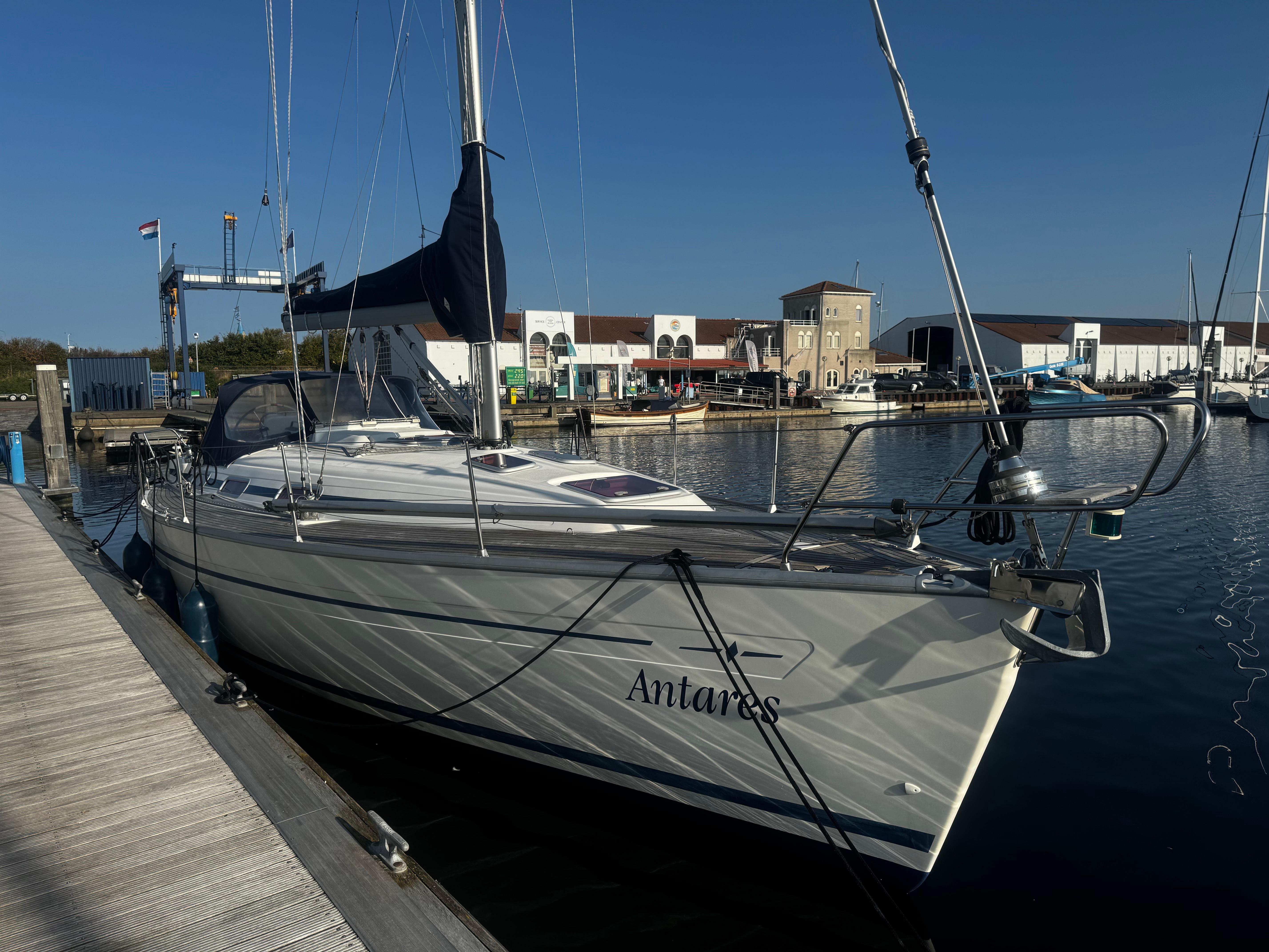 Tweedehands 2005 Bavaria 36 | YachtFocus