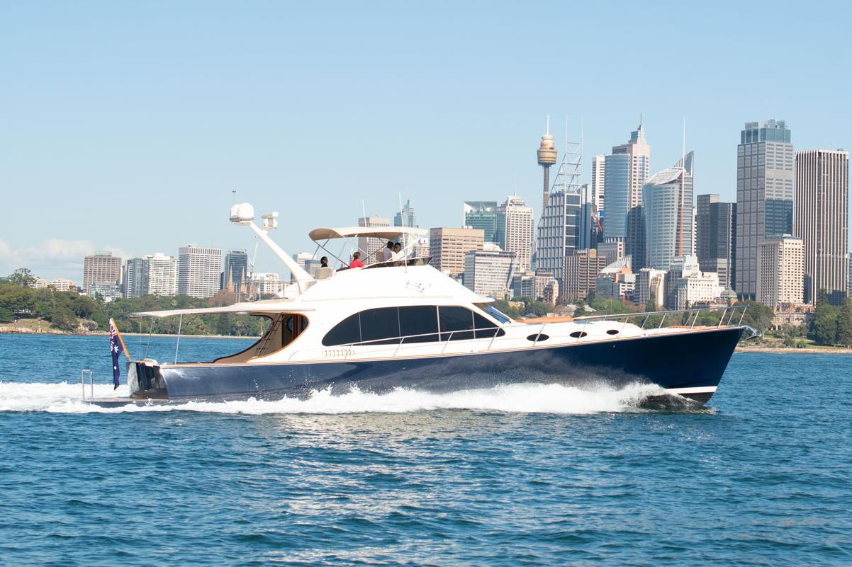 2026 Palm Beach Motor Yachts 65 Flybridge Boot Kaufen - YachtWorld