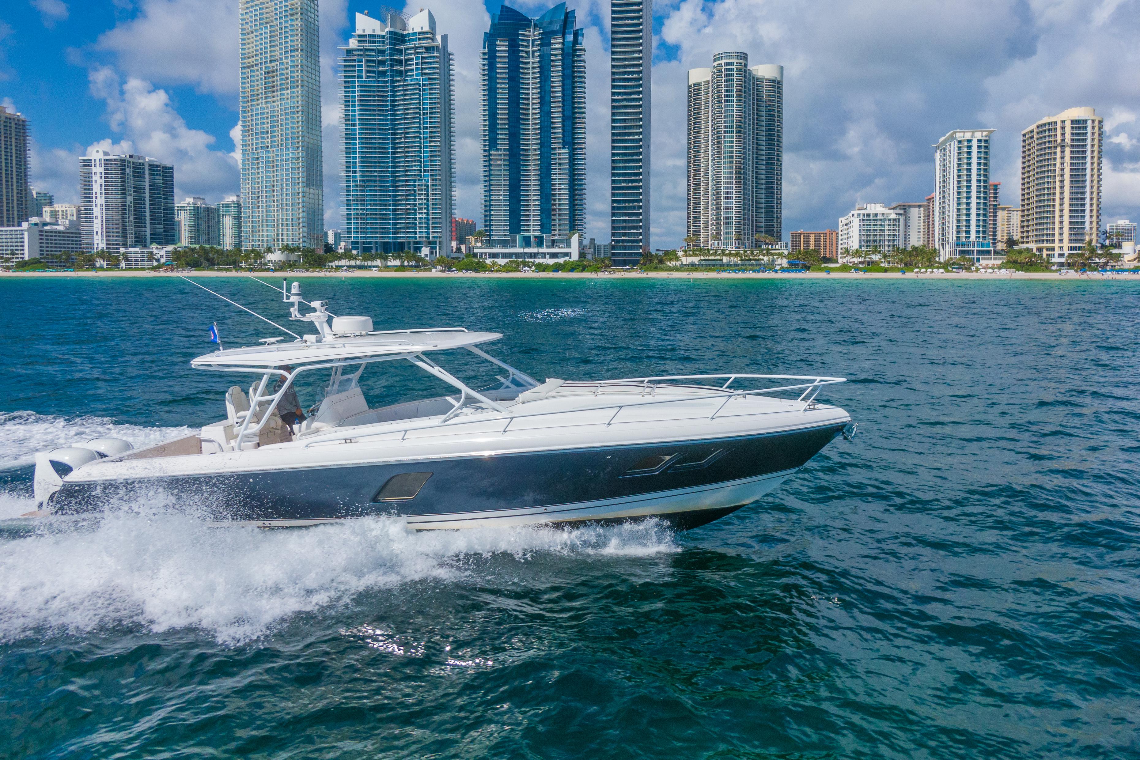 2019 Intrepid 407 Cuddy Express-Boot Kaufen - YachtWorld