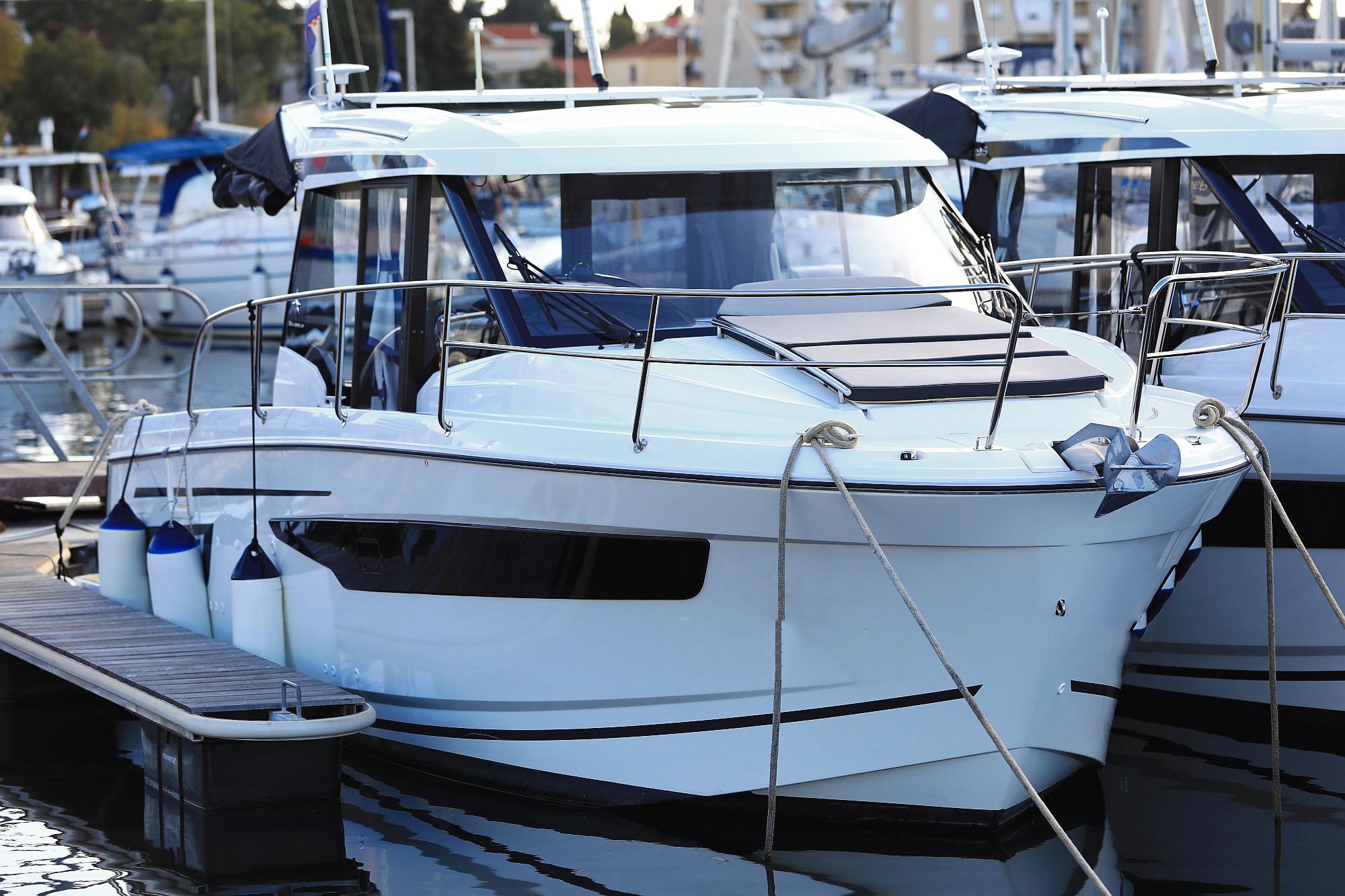 2020 Jeanneau Merry Fisher 895 Motor Yachts for sale - YachtWorld