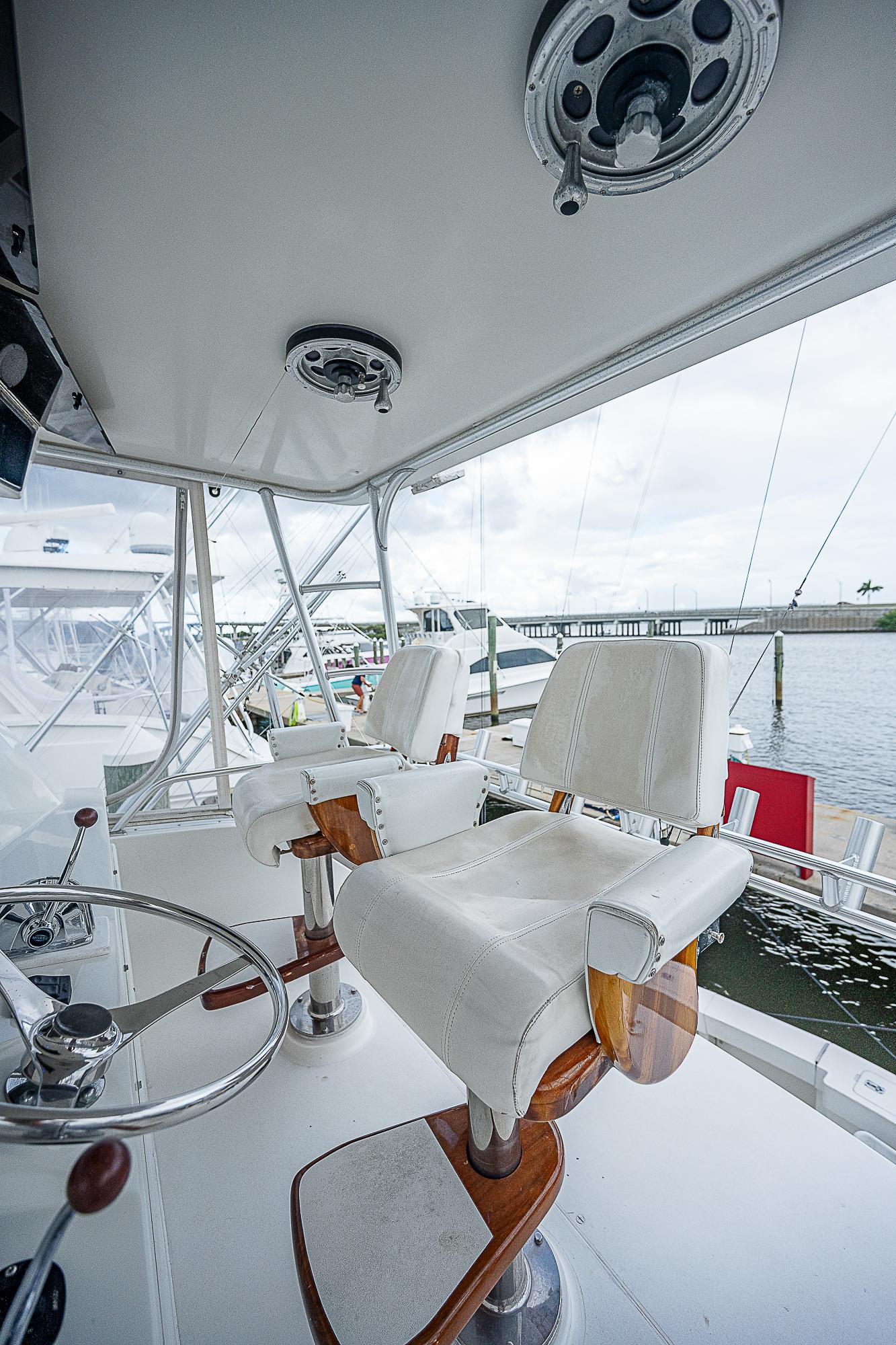 1998 Viking 47 Convertible Convertible for sale - YachtWorld