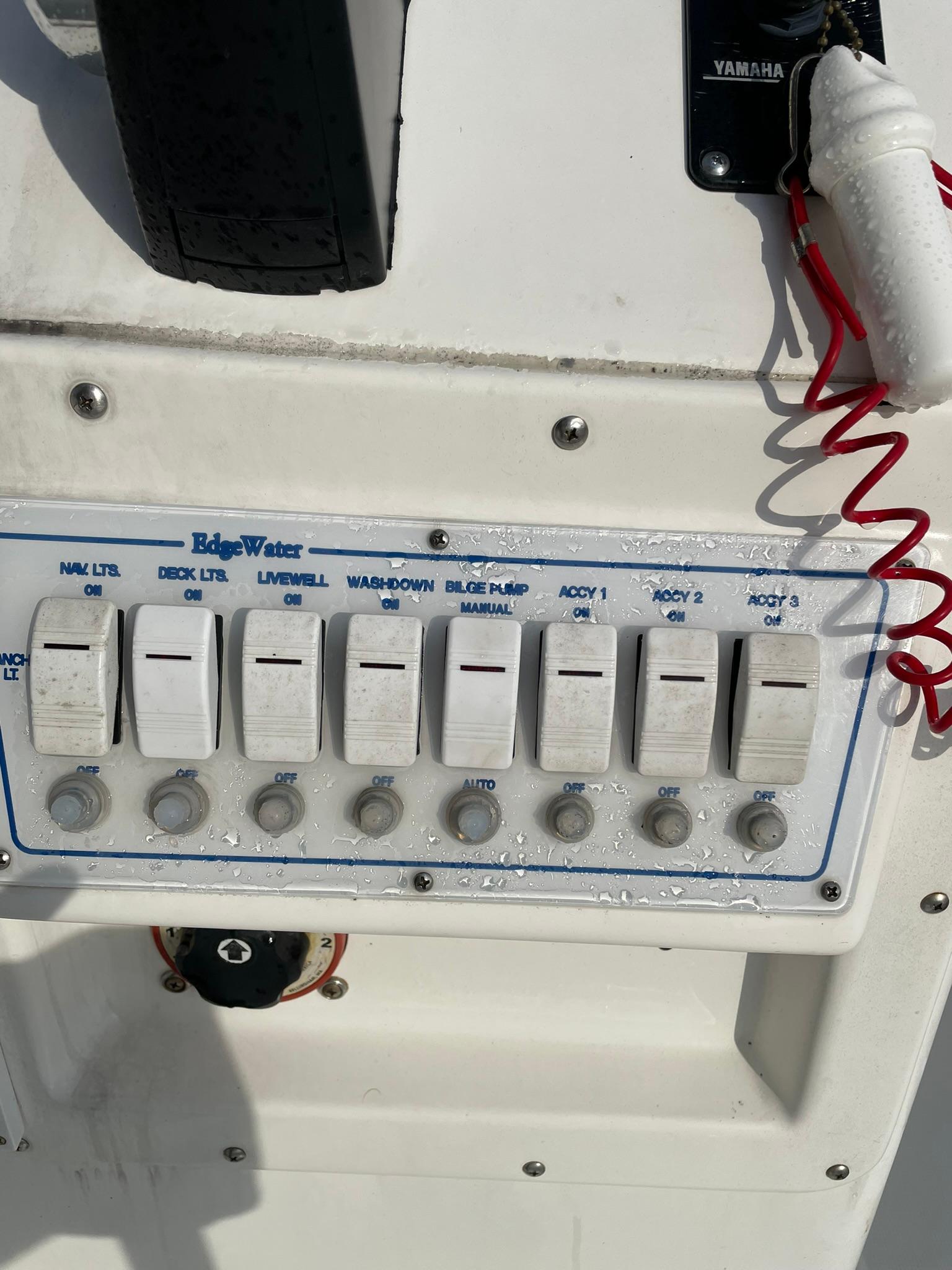 2000 Edgewater 247CC Center Console for sale - YachtWorld