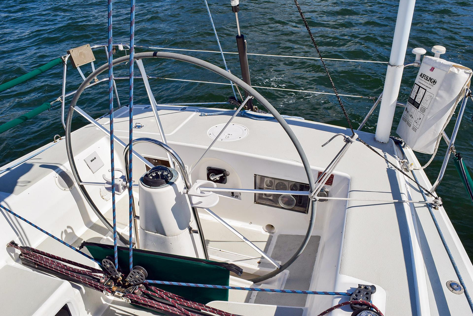 1994 J Boats 130 Racer/Cruiser for sale - YachtWorld