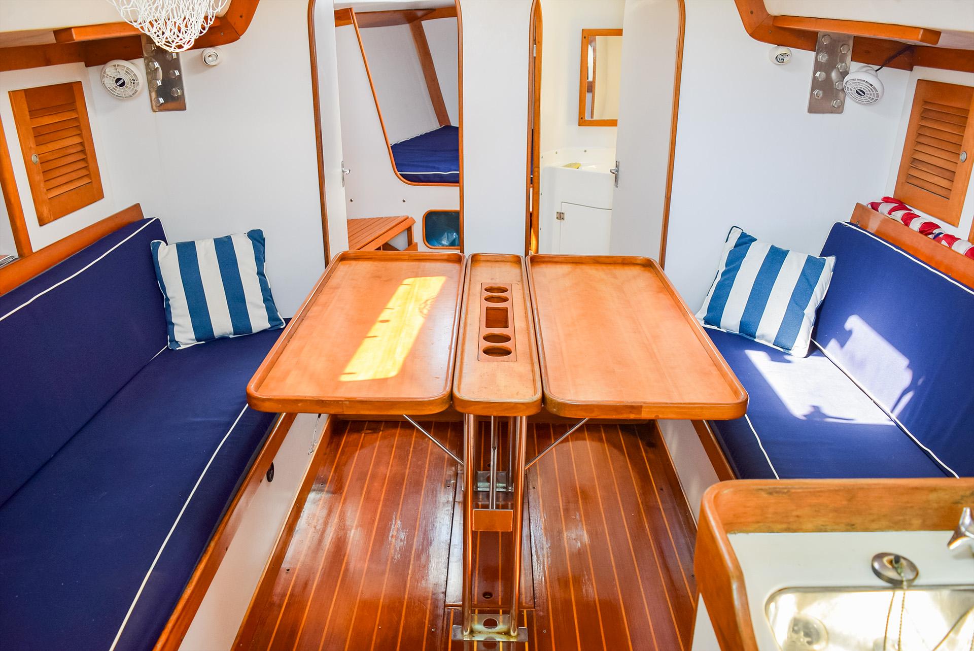 1994 J Boats 130 Racer/Cruiser for sale - YachtWorld