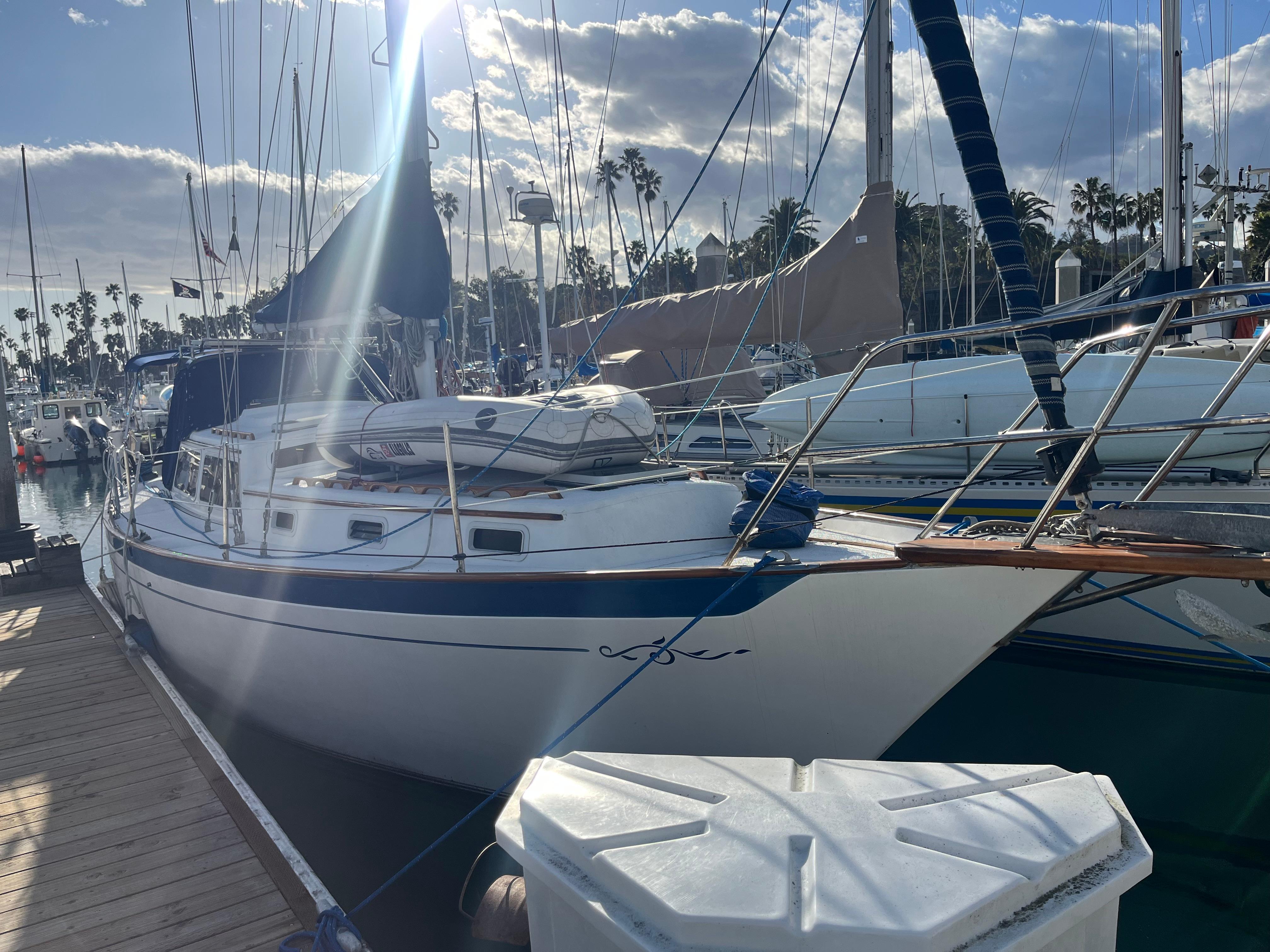 Islander boats for sale | YachtWorld