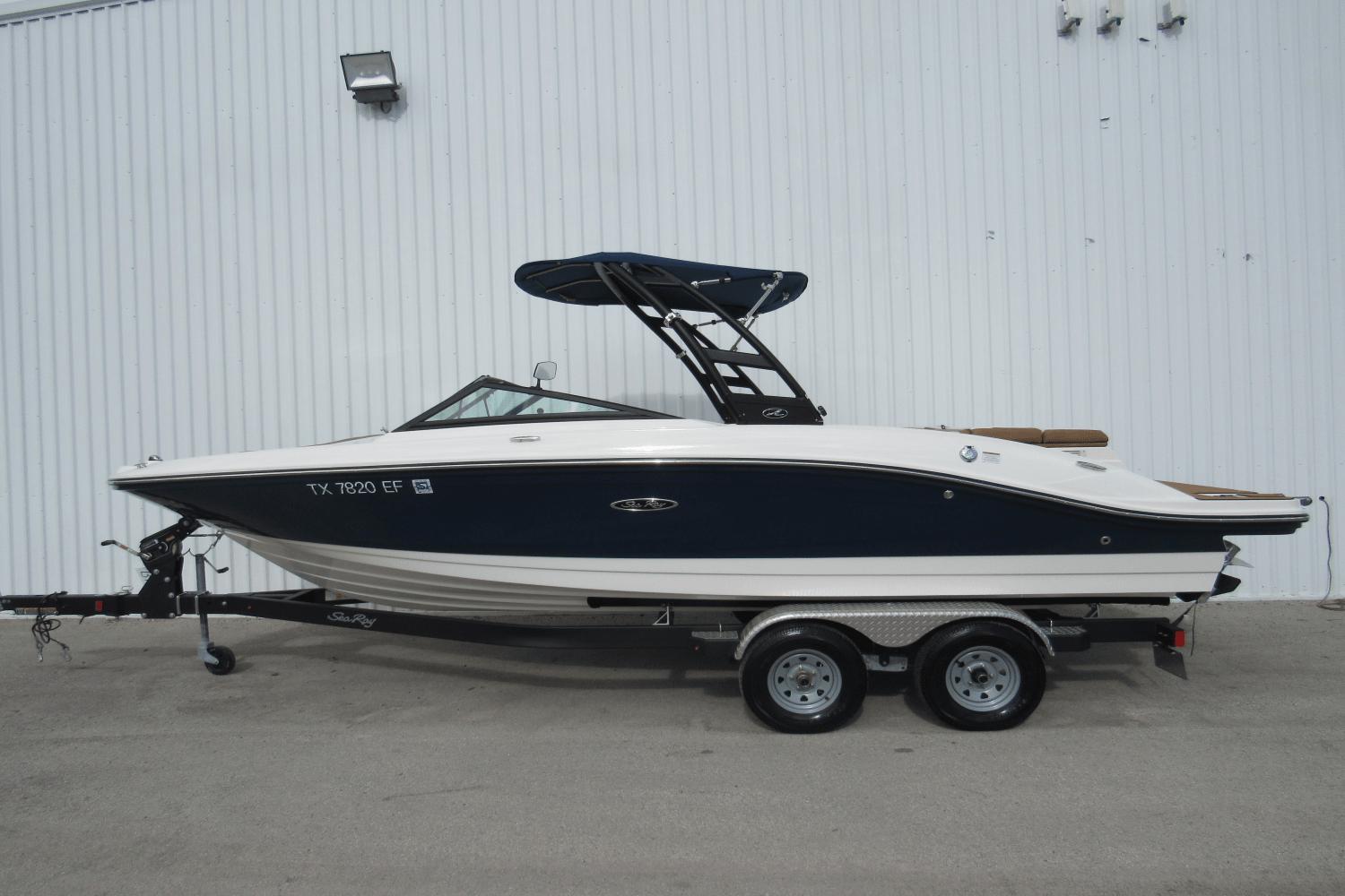 2018 Sea Ray SPX 210 Runabout for sale - YachtWorld