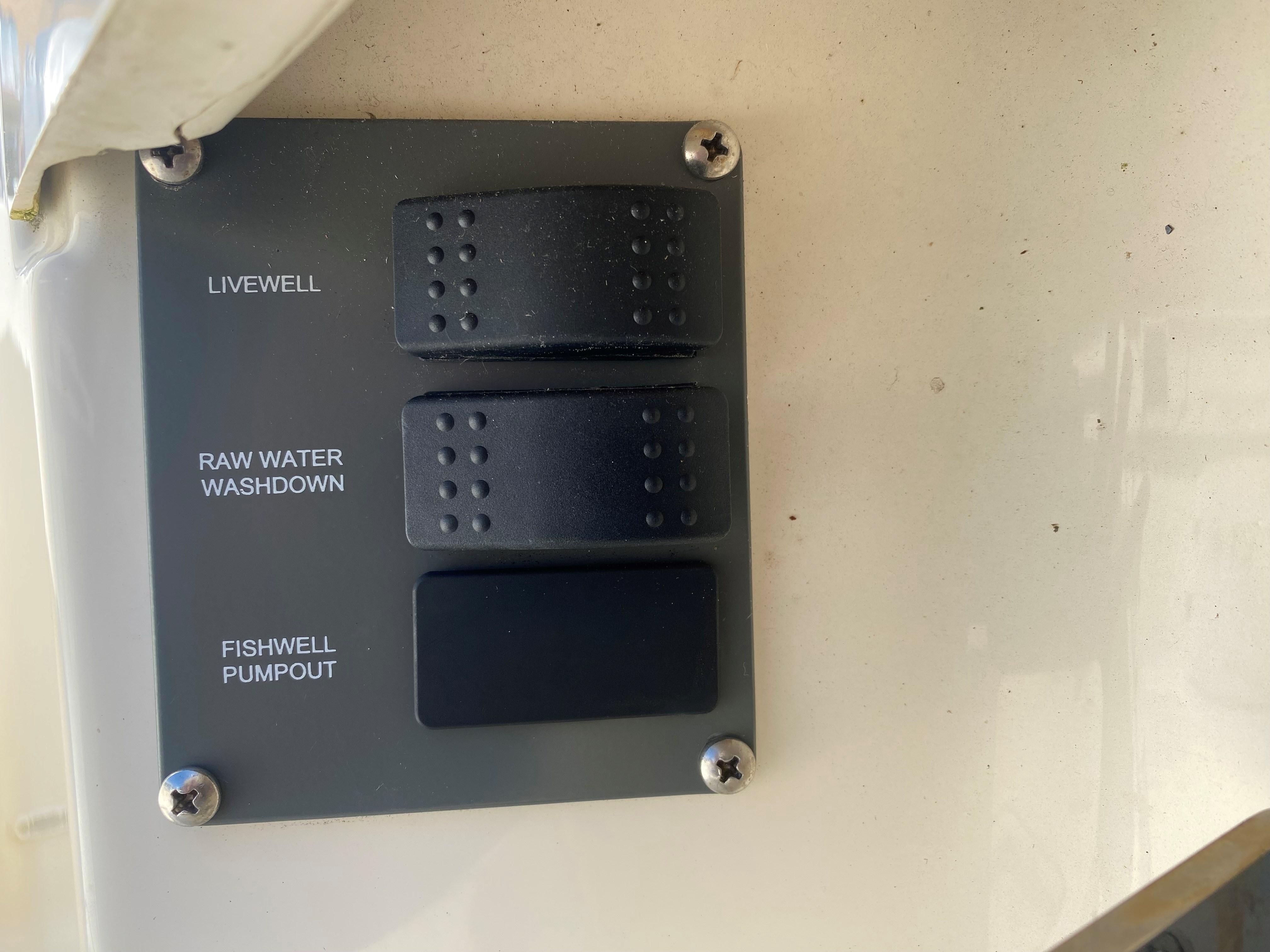 2021 Quicksilver 605 Pilothouse Cruiser for sale - YachtWorld