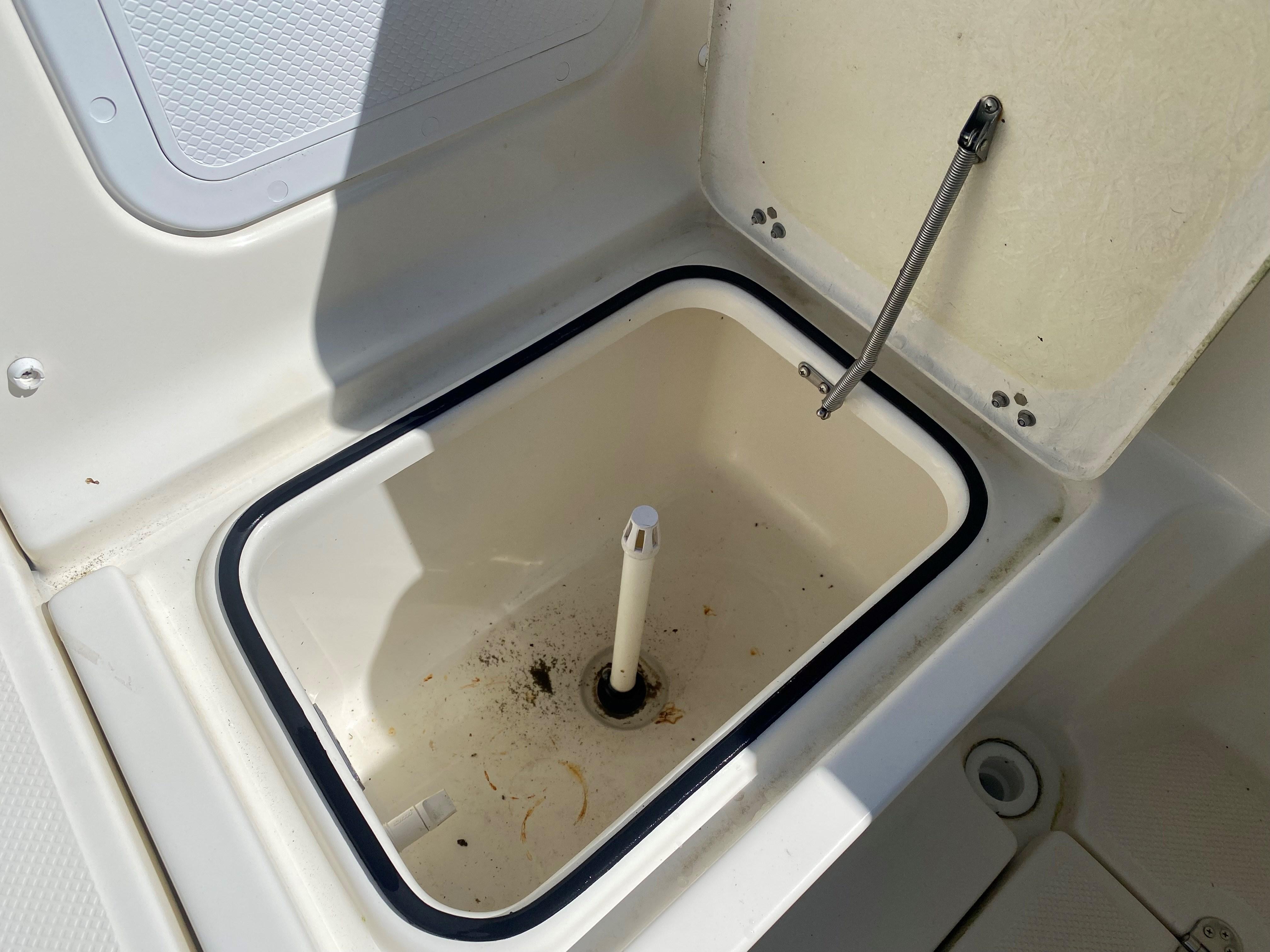 2021 Quicksilver 605 Pilothouse Cruiser for sale - YachtWorld