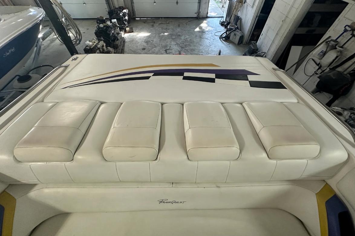 1999 Powerquest 290 Enticer High Performance for sale - YachtWorld