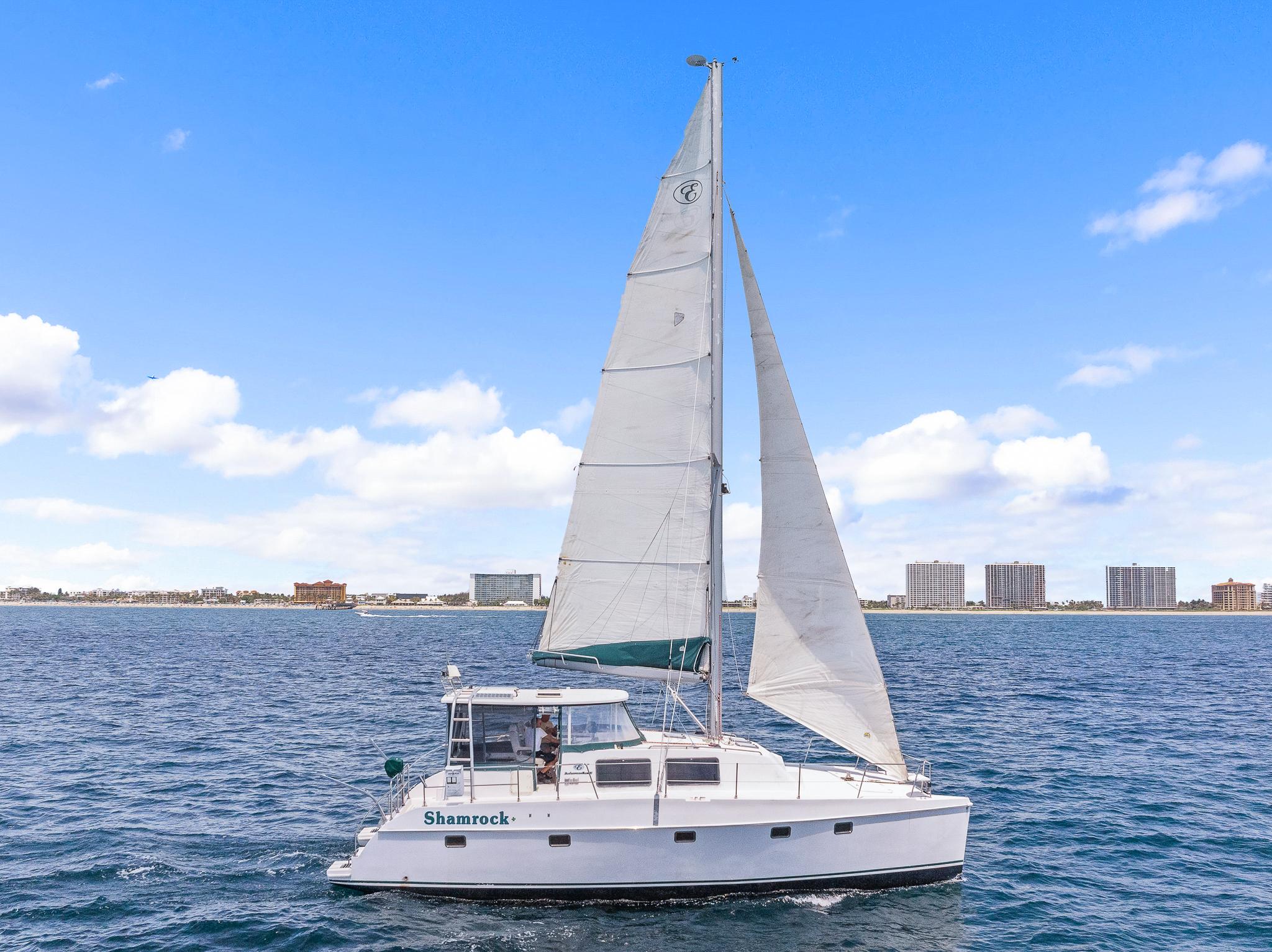 2002 Endeavour 44 Sail Catamaran Catamaran for sale - YachtWorld