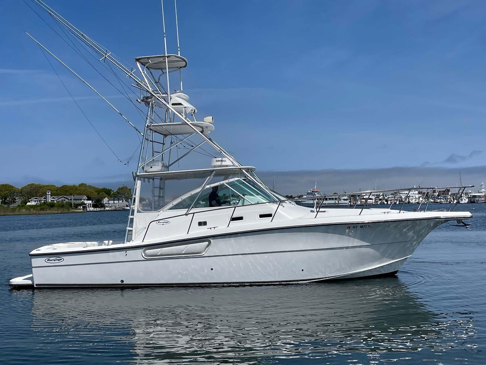 Rampage 38 Express Usado en New York - Cosas de Barcos