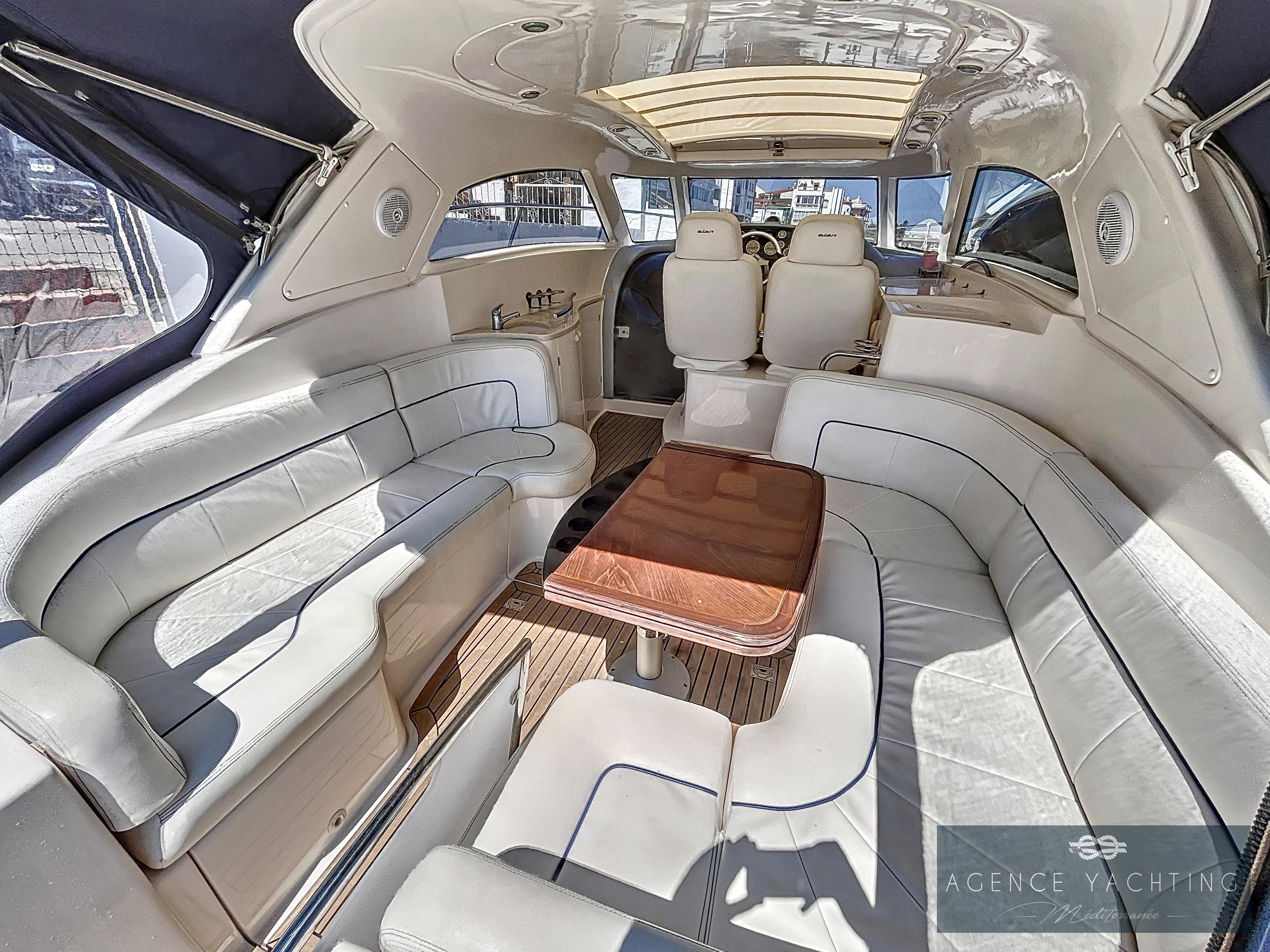 2008 Elan 35 POWER HT Motorjachten en Motorkruisers te koop- YachtWorld