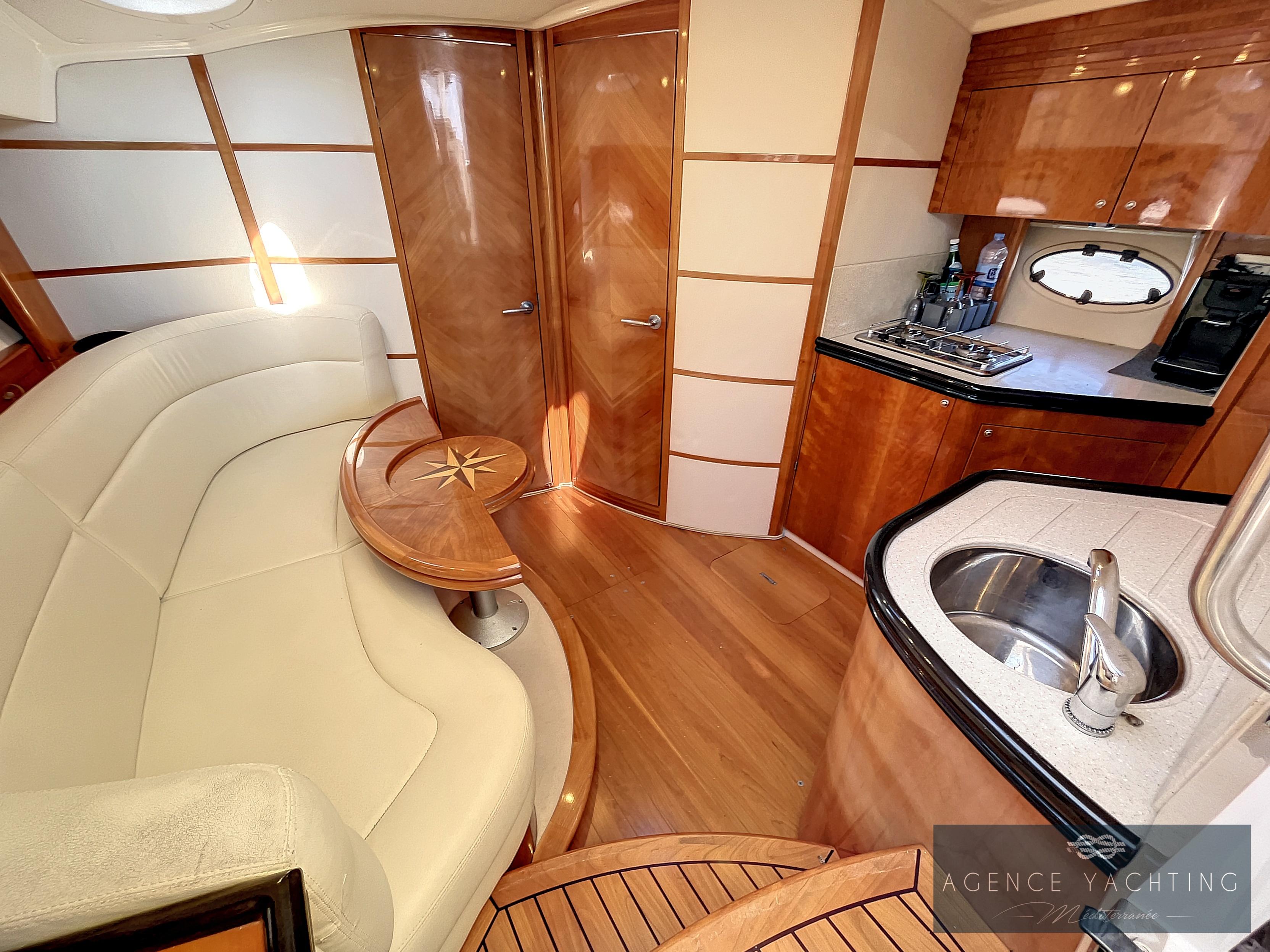 2008 Elan 35 POWER HT Motorjachten en Motorkruisers te koop- YachtWorld