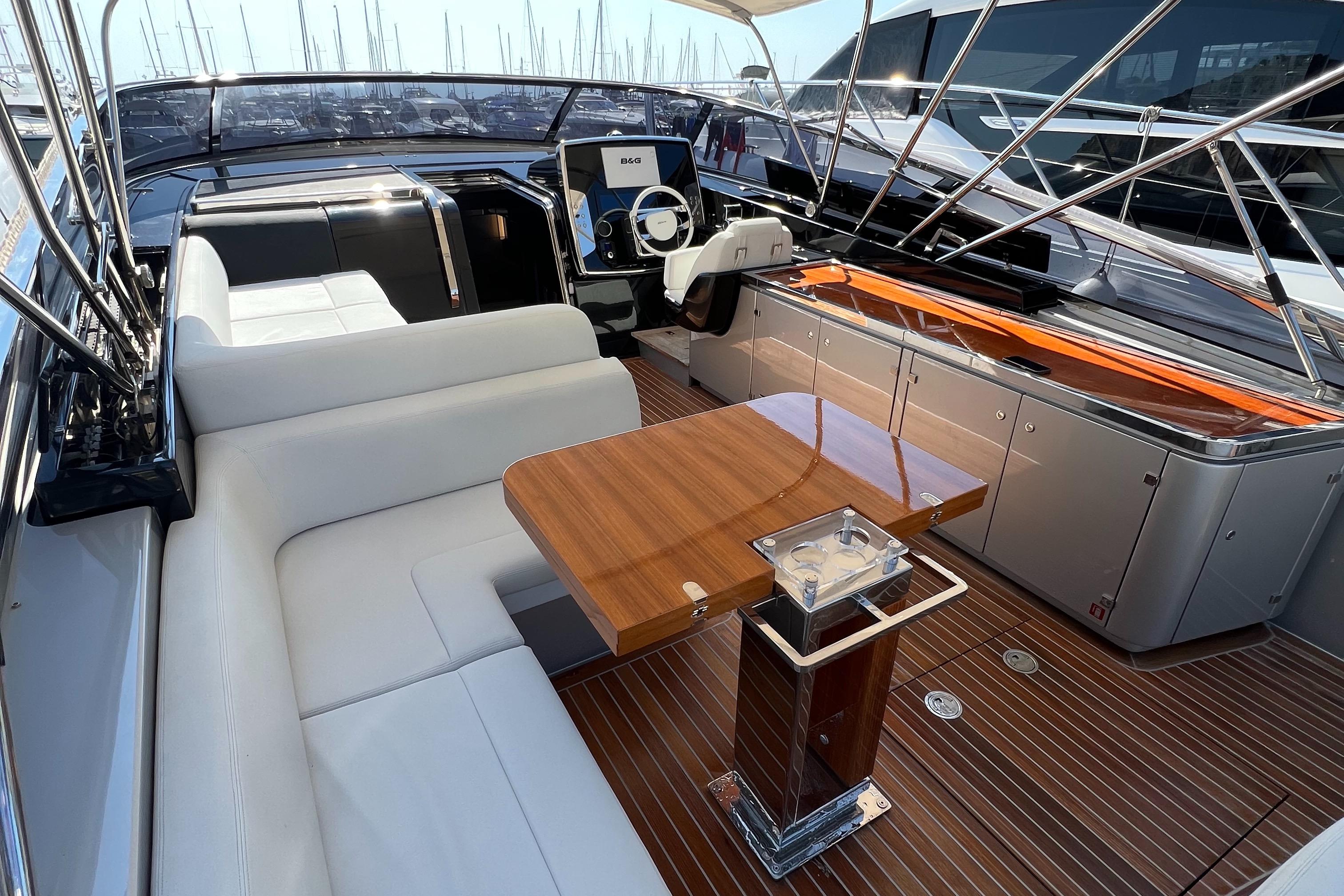 2018 Riva Rivale 56 Cruiser for sale - YachtWorld