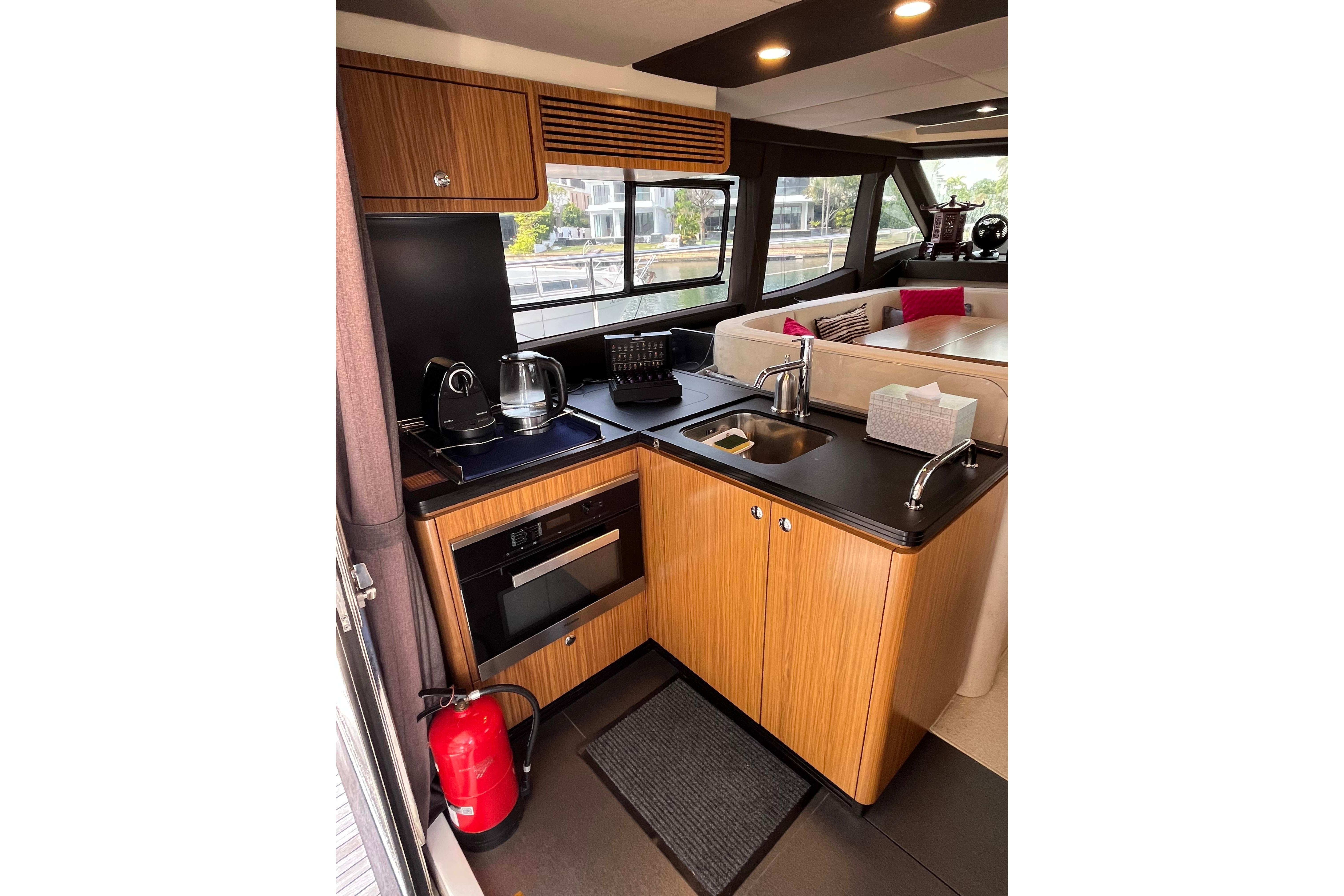 Ocasión 2017 Azimut Magellano 43 | TopBarcos.com